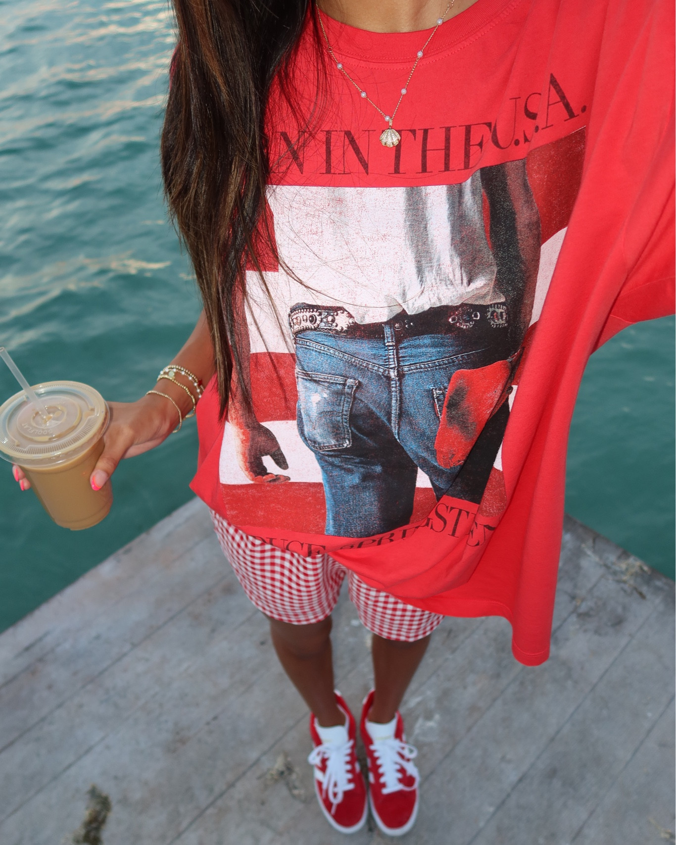 Classic Bruce Springsteen Concert Attire Suggestions - Magic of Clothes