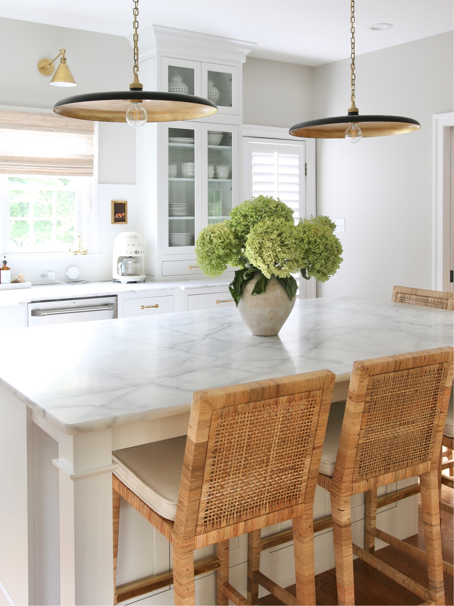 Boston Single Arm Library Light curated on LTK