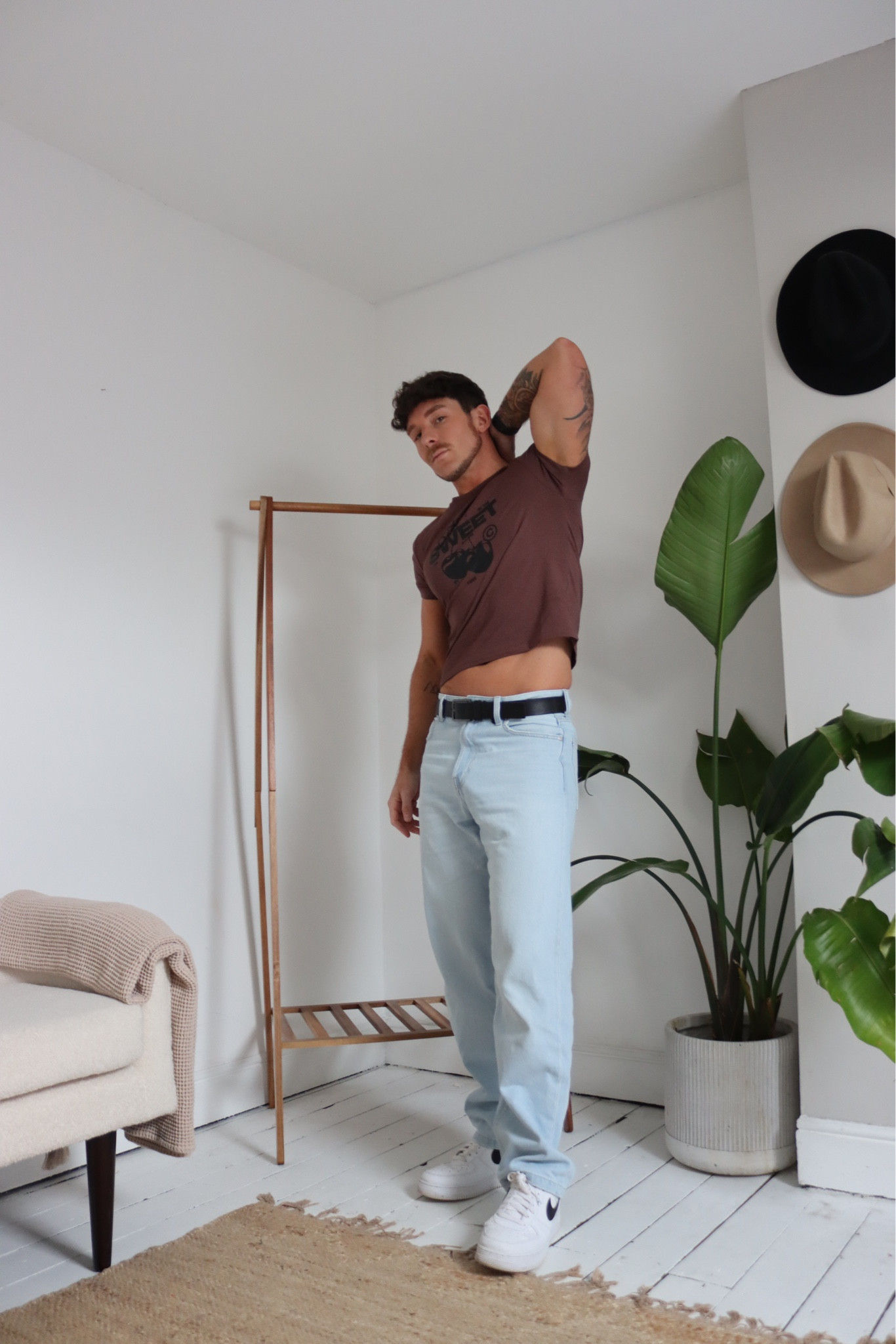 5 Baggy Jeans Outfits for Men to Rock Everyday Comfort – StyleDean