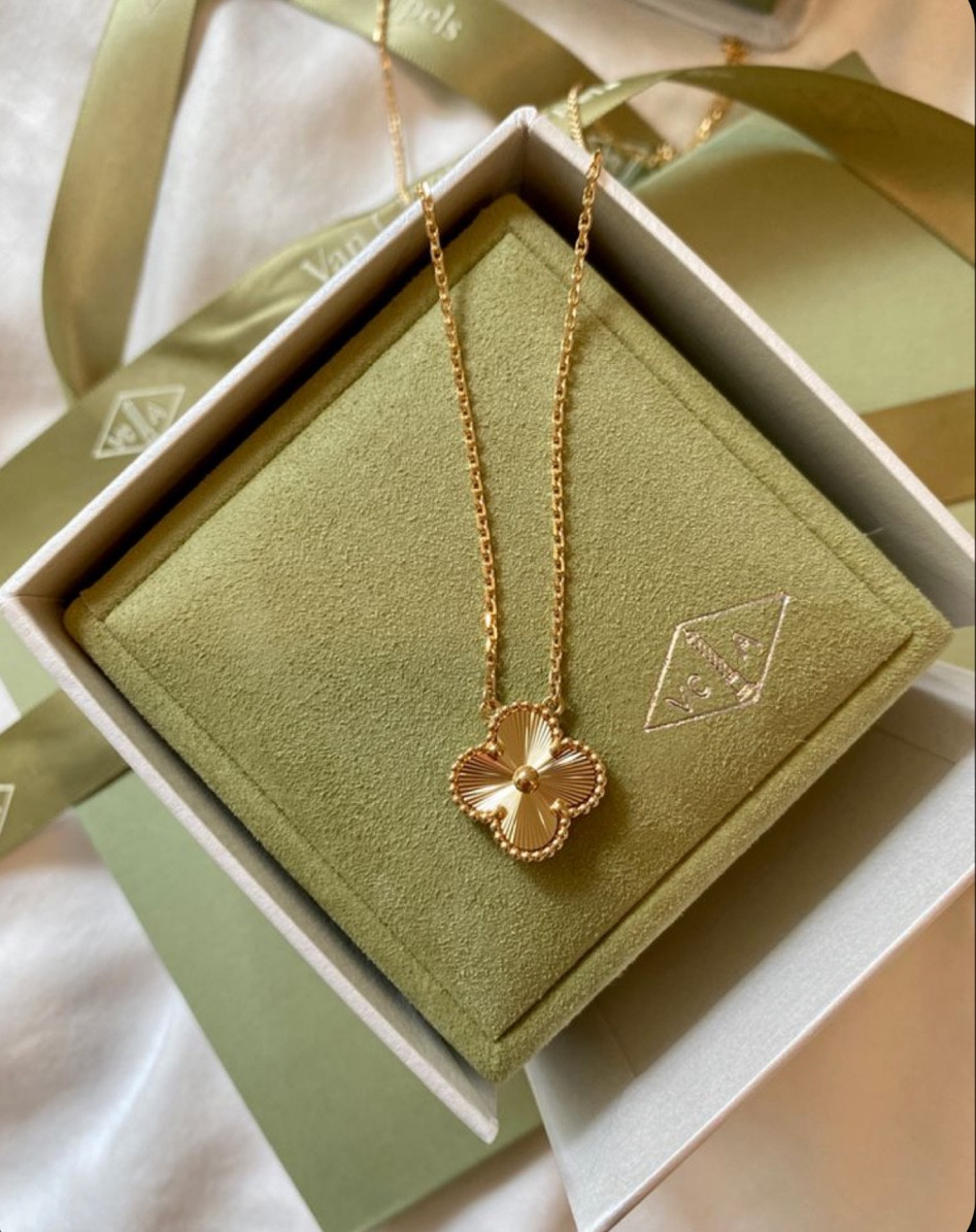 Van cleef necklace dhgate store