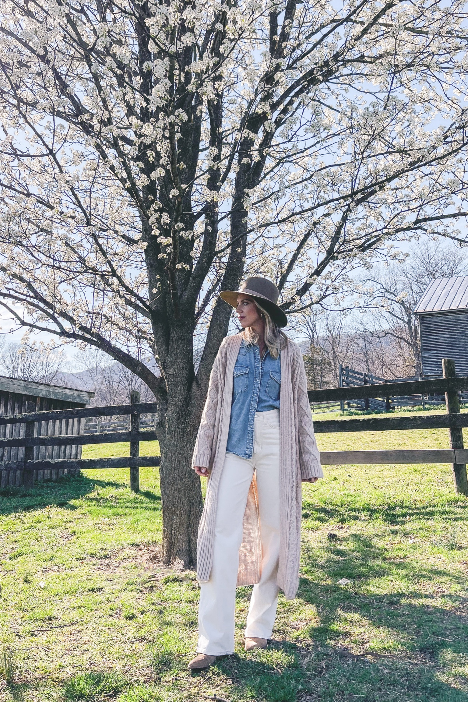 Top 10 Spring Outfit Ideas in Nashville – Magic of Clothes