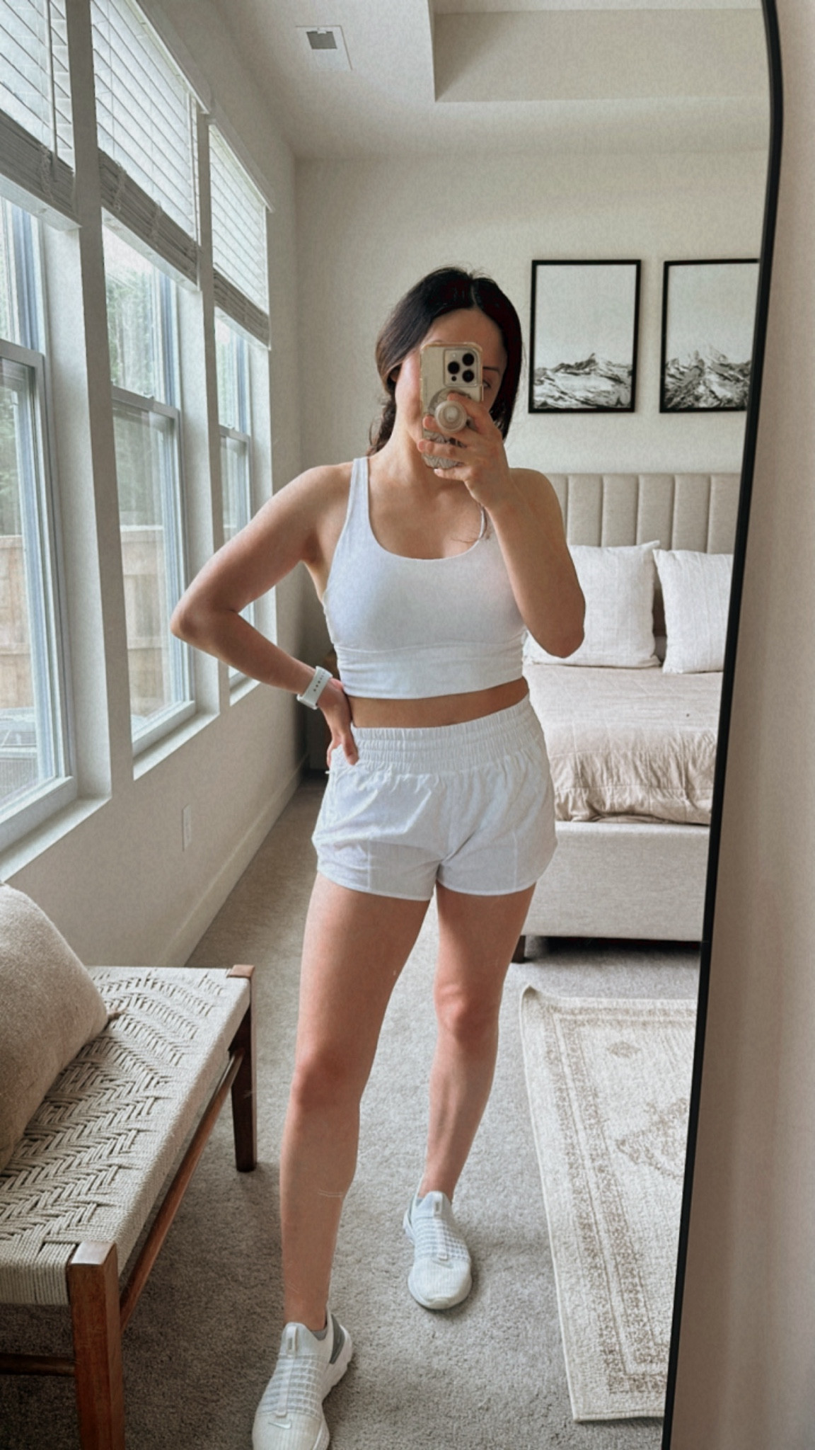 7 Trendy Jogging Outfit Ideas to Elevate Your Workout Wardrobe - Magic ...