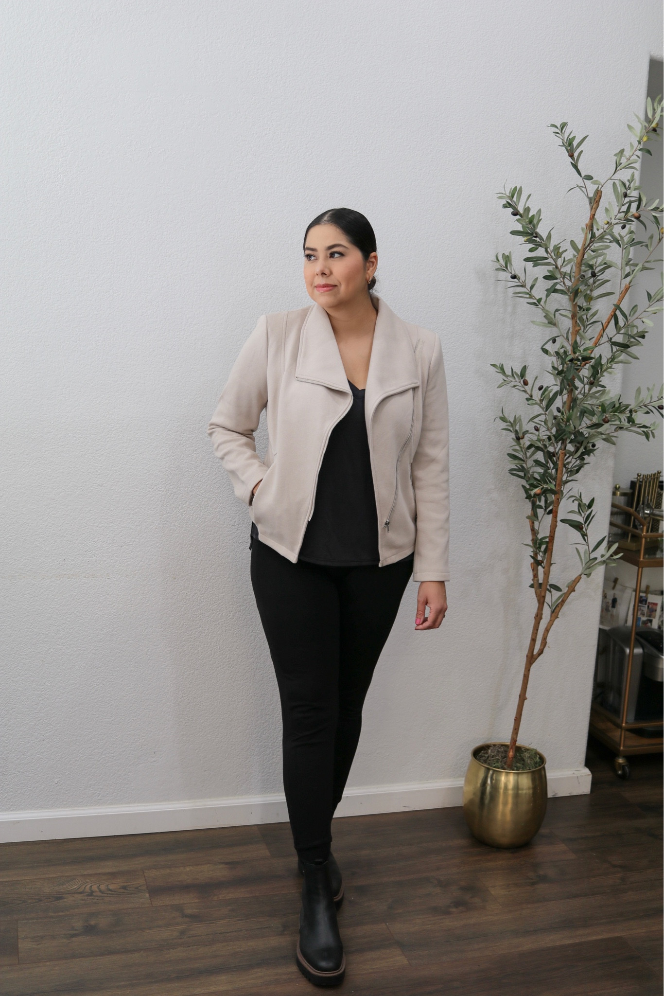 Chelsea Boots Outfit Ideas: Fashionable Ways to Wear Your Chelsea Boots ...