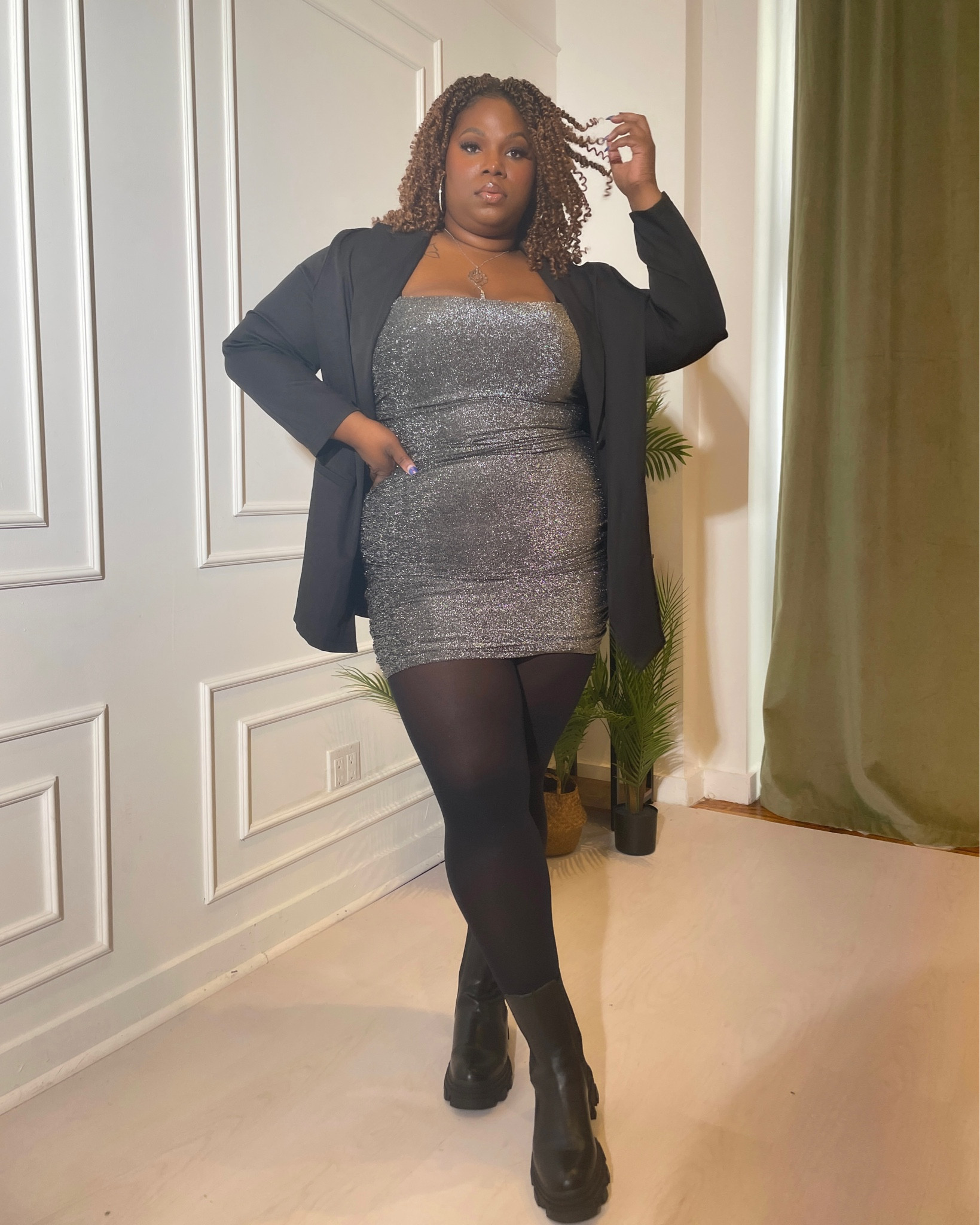 Stockings Outfit Ideas: Elevate Your Look with Stylish Stocking ...