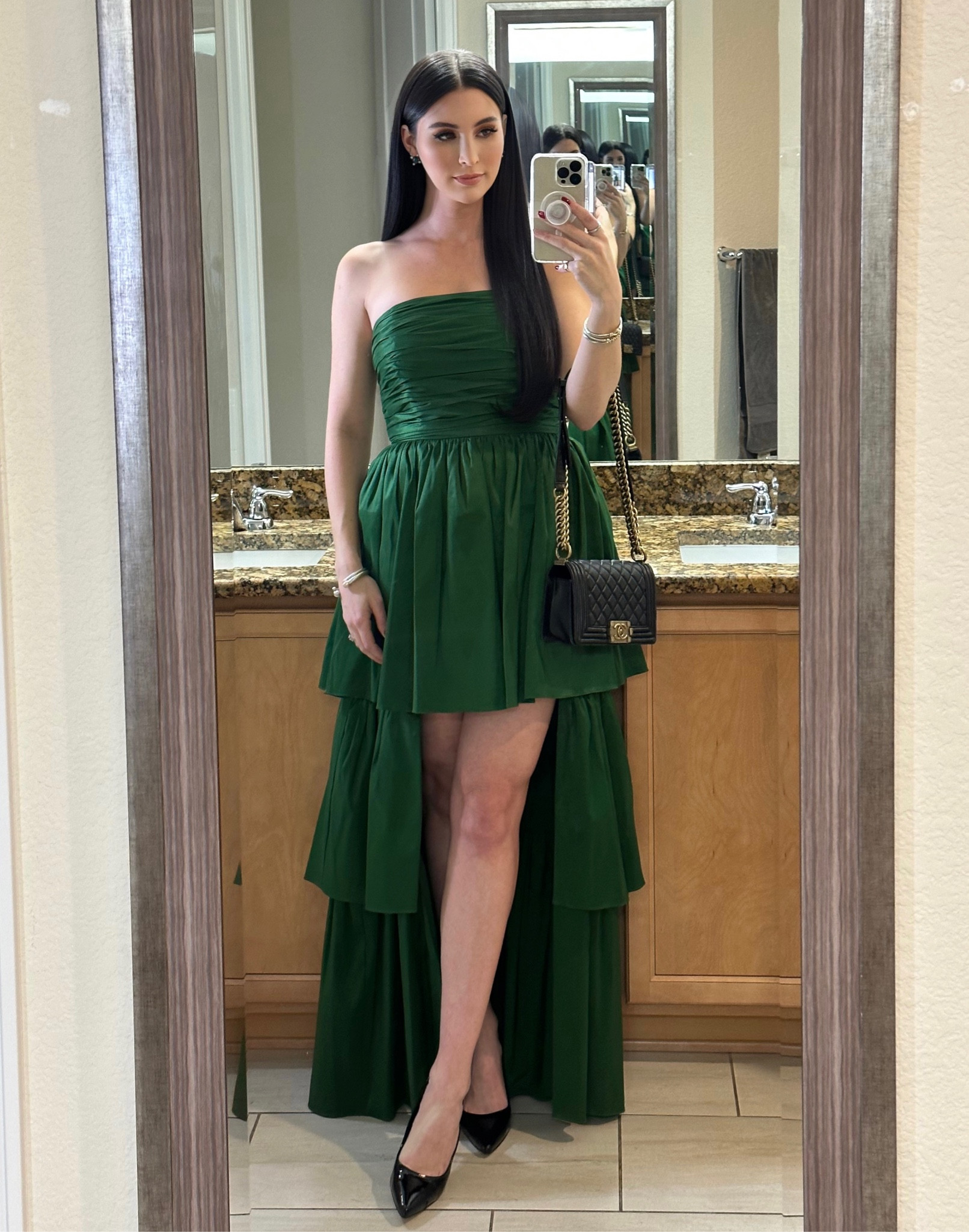 12 Enchanting Emerald Green Dress Outfit Ideas to Elevate Your Style ...