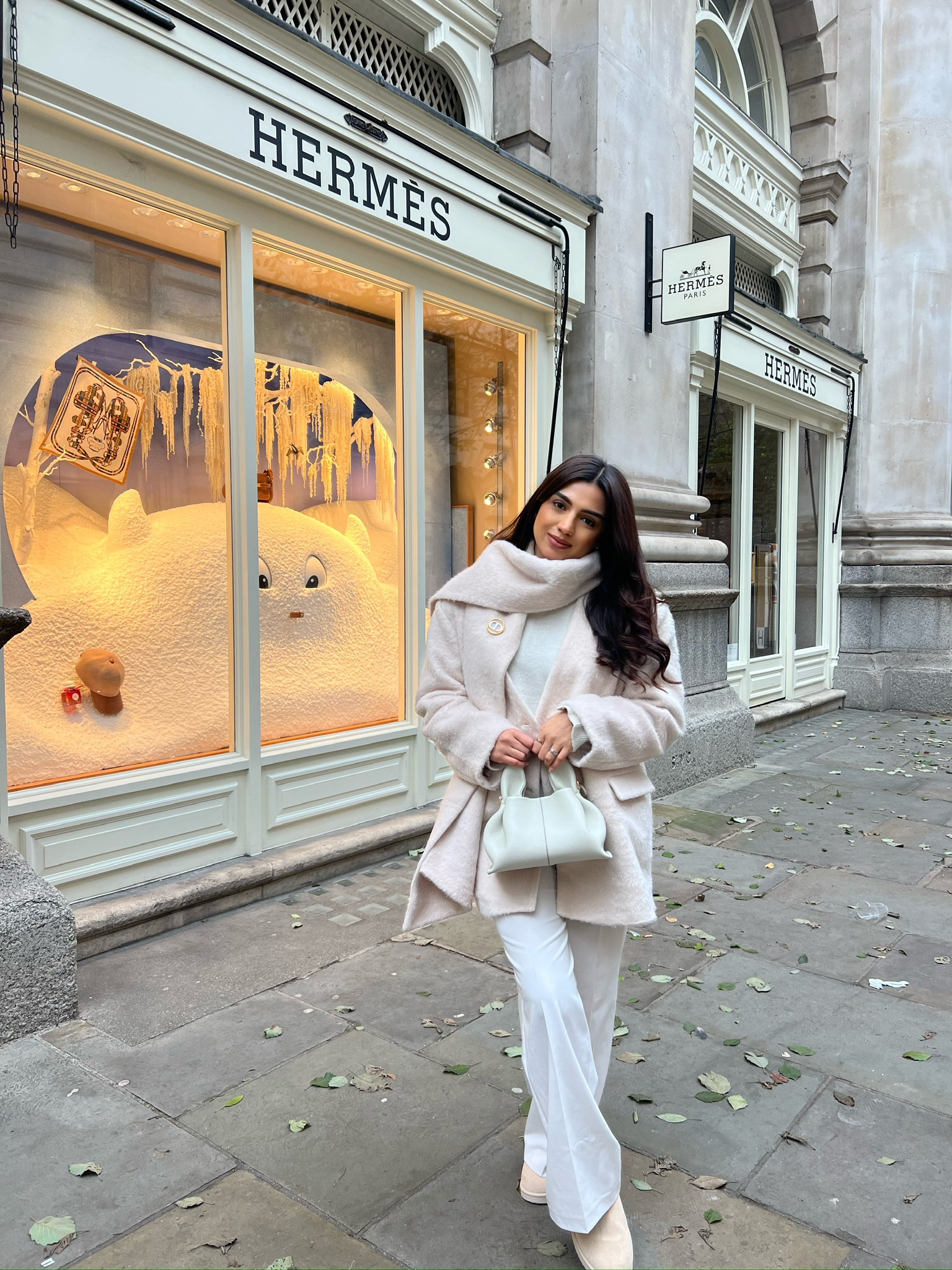 7 Chic London Winter Outfit Ideas to Keep You Stylish and Warm - Magic ...