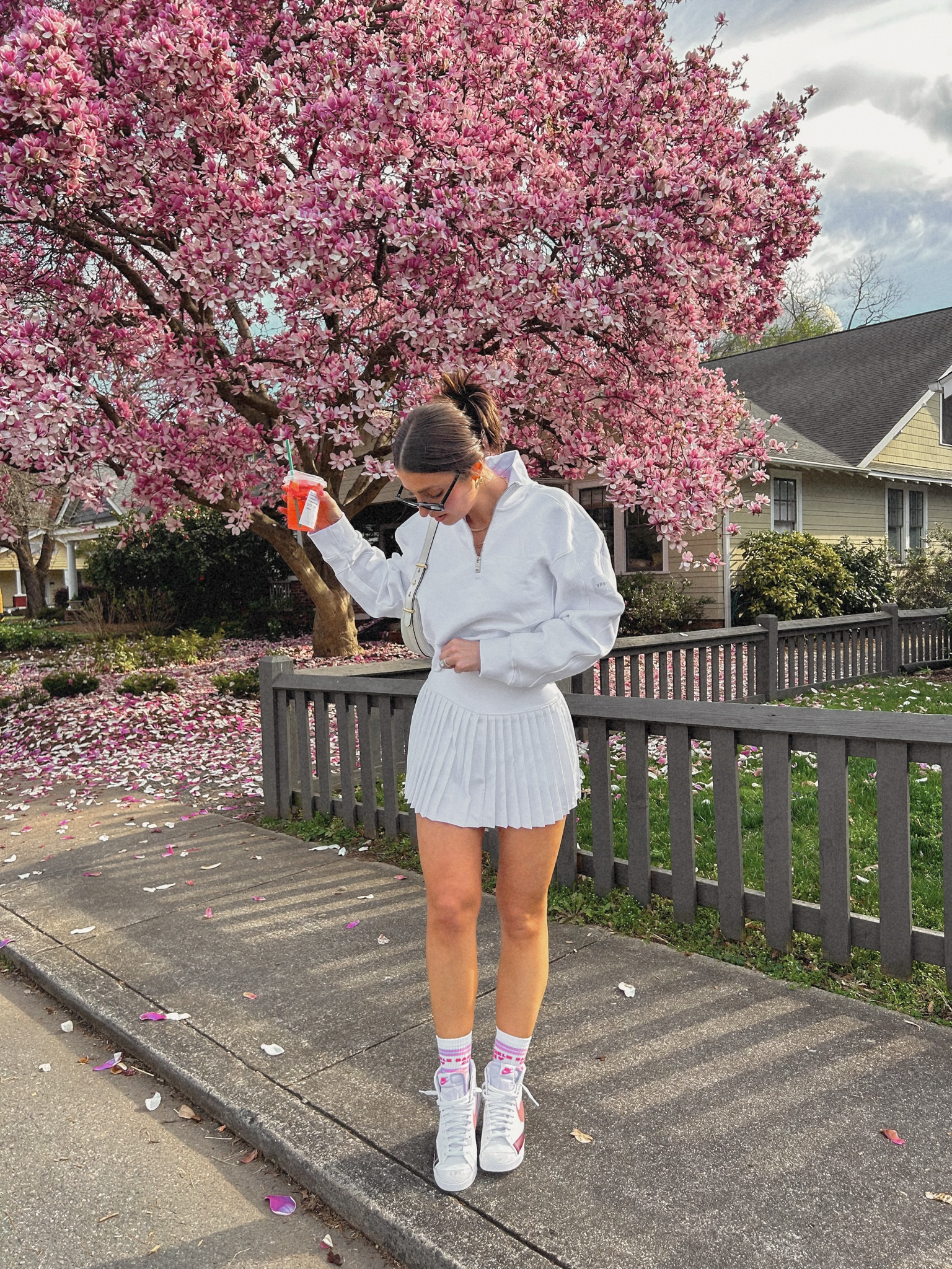7 Chic Outfits to Perfectly Suit Quebecs Unique Style - Magic of Clothes