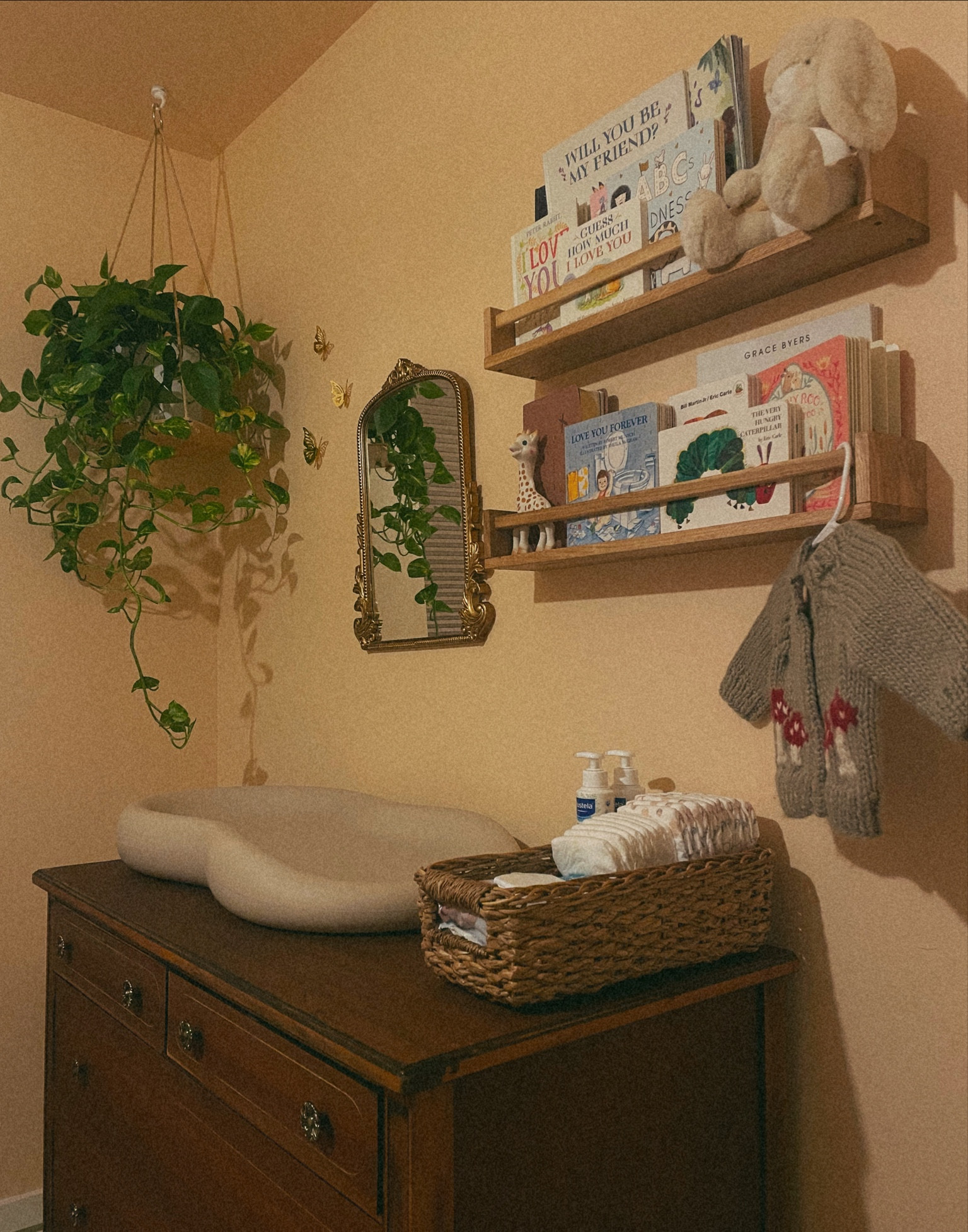 Keekaroo Peanut Wipeable Changing … curated on LTK