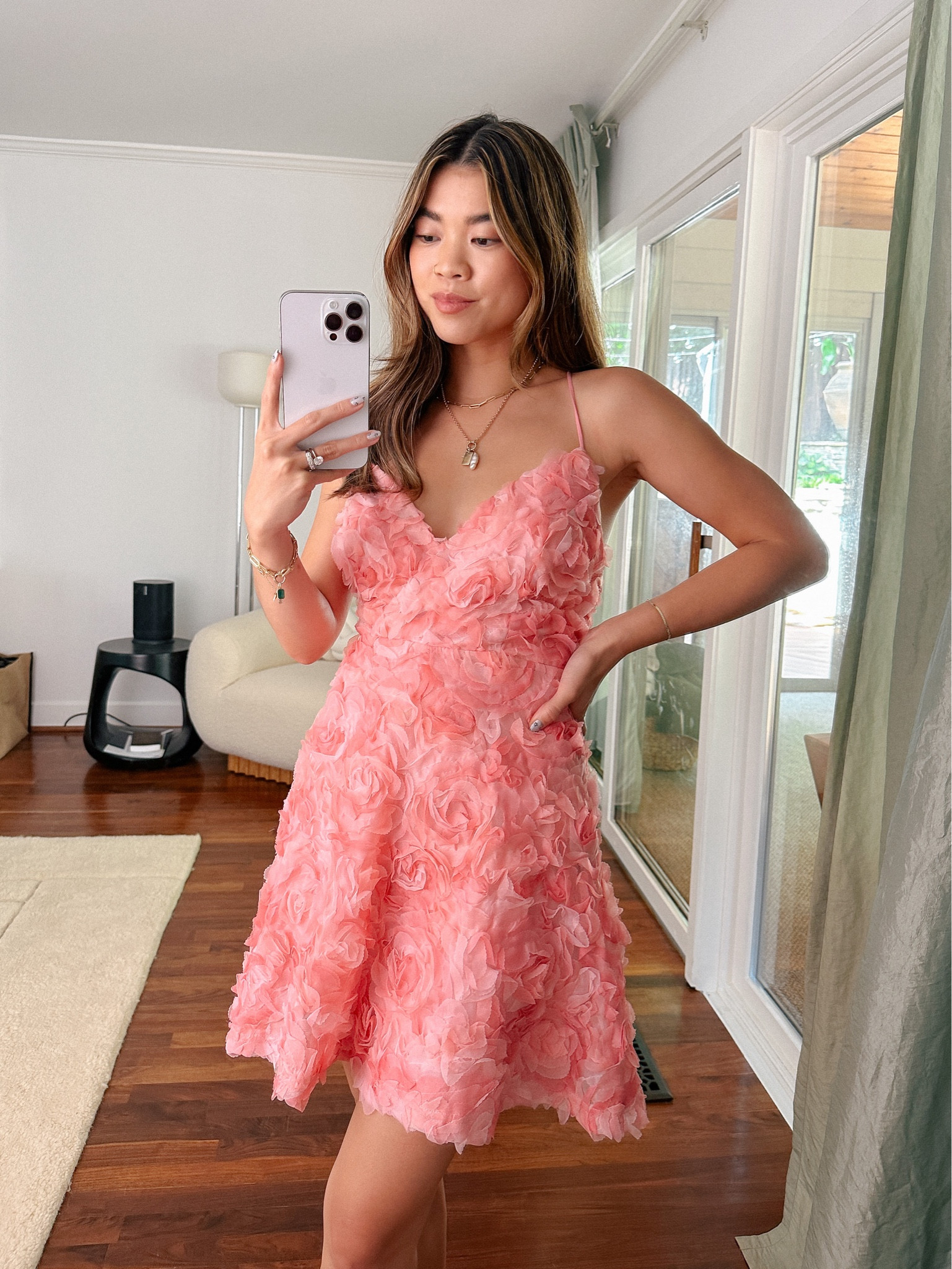 What to wear to a Pink performance? (15 Outfit Ideas) - Magic of Clothes