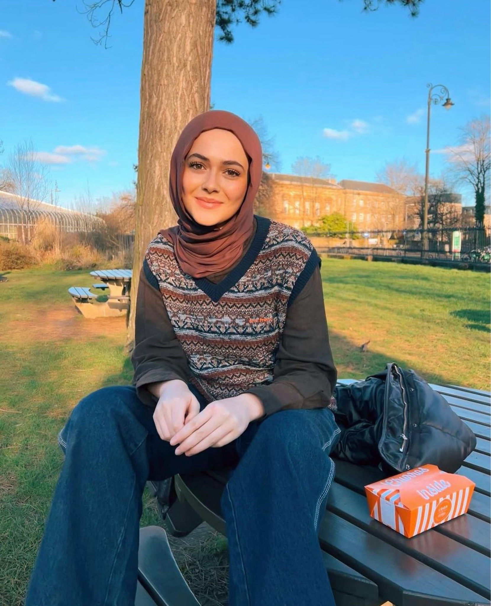 7 Chic Hijab Outfit Ideas for Effortless Modest Style - Magic of Clothes