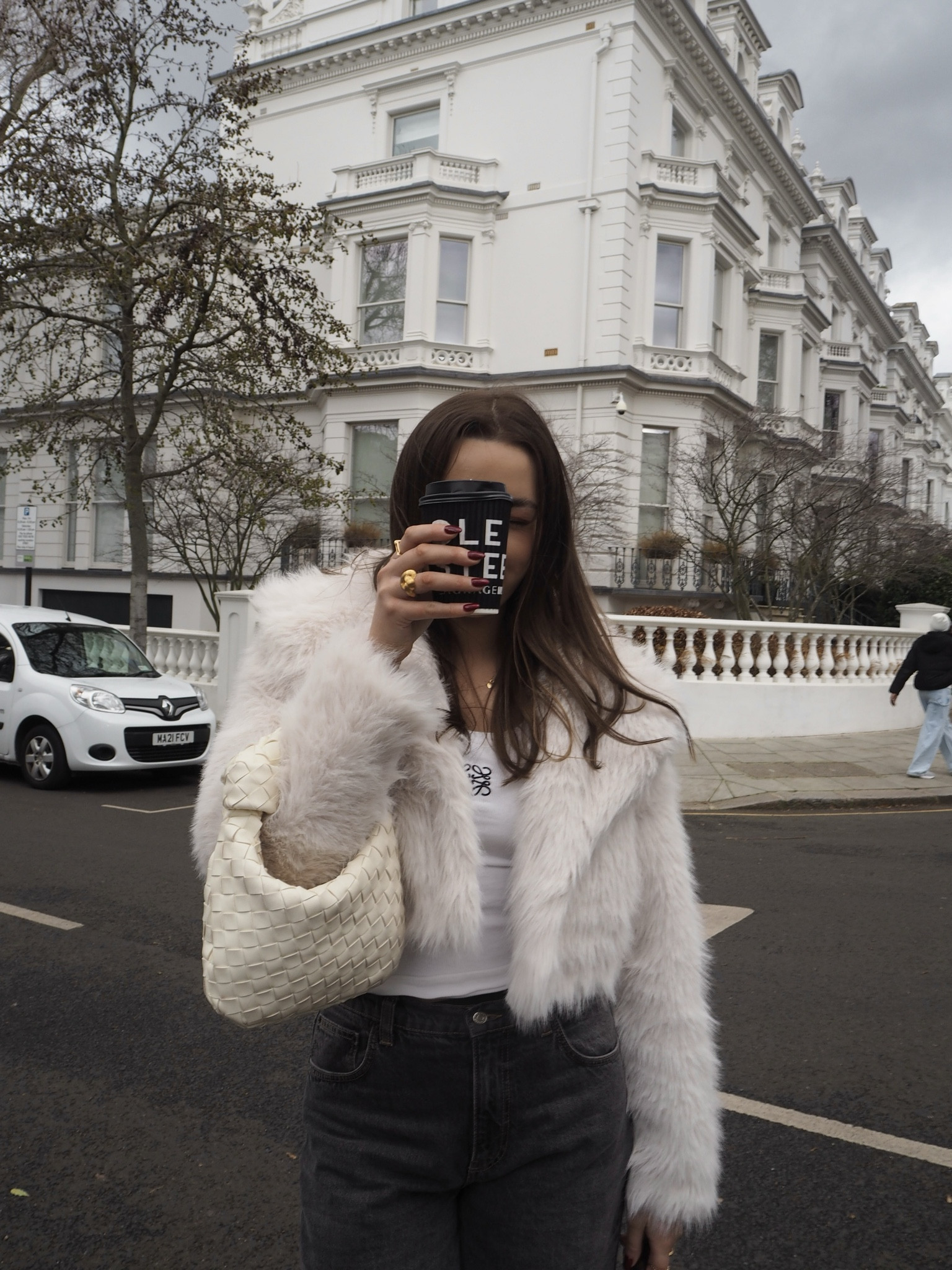 Luxurious Warmth: 10 Fashionable Fur Coat Outfits - Magic of Clothes