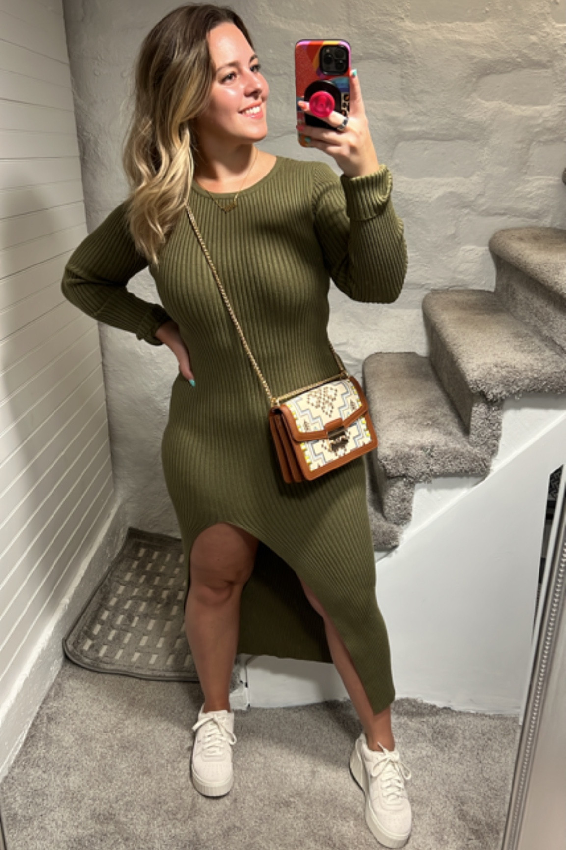 Olive Chic: 15 Earthy Outfit Ideas for Effortless Elegance - Magic of ...