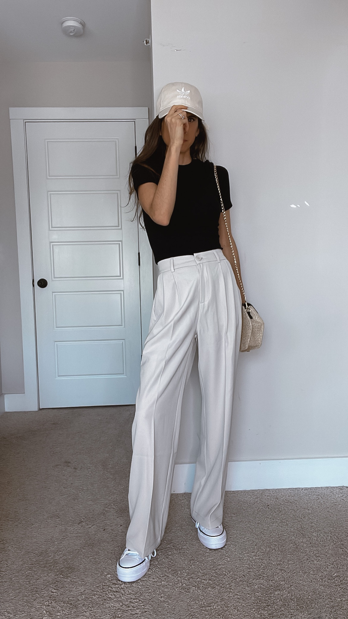 5 Platform Converse Outfits to Elevate Your Style - Magic of Clothes