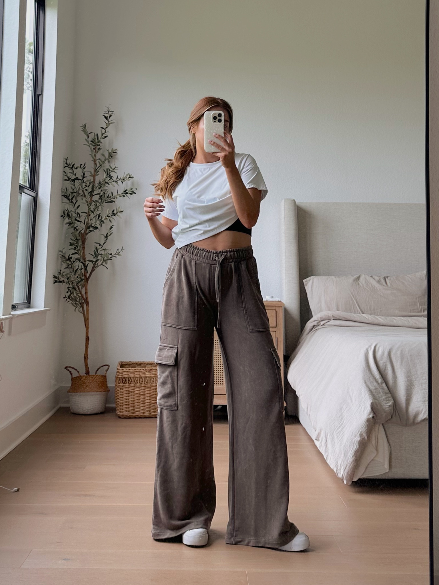 "10 Cozycore Outfit Ideas to Keep You Warm and Stylish All Season ...