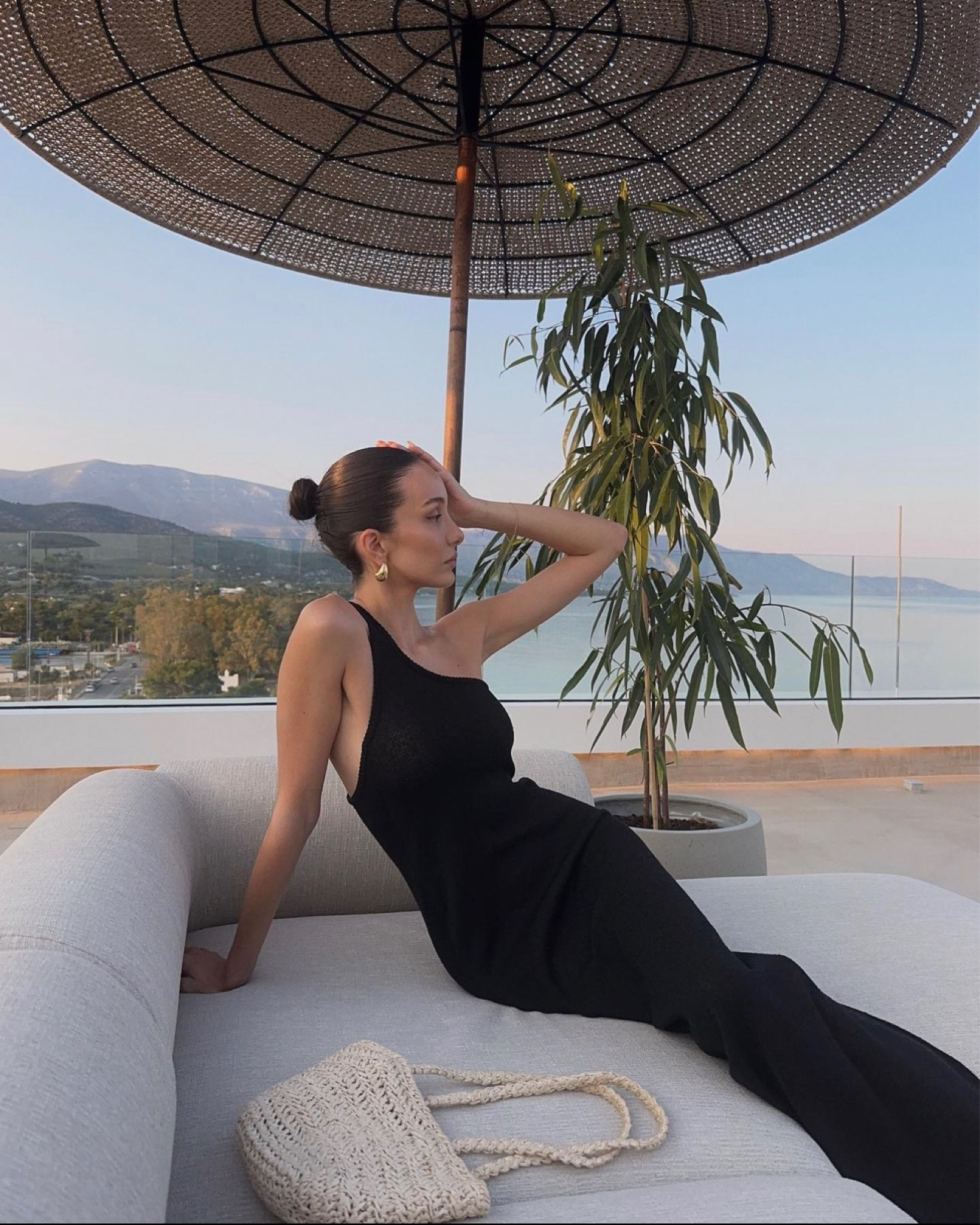 Stay Cool: Las Vegas Summer Outfits - Magic of Clothes