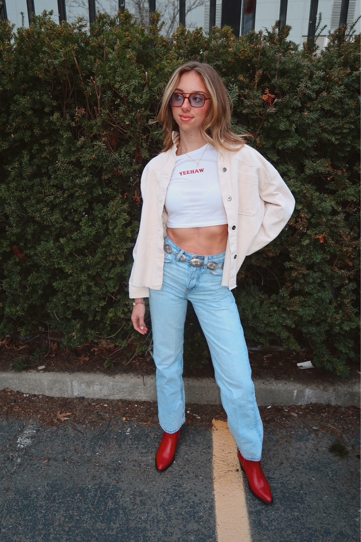 Zach Bryan Concert Fashion Guide - Magic of Clothes