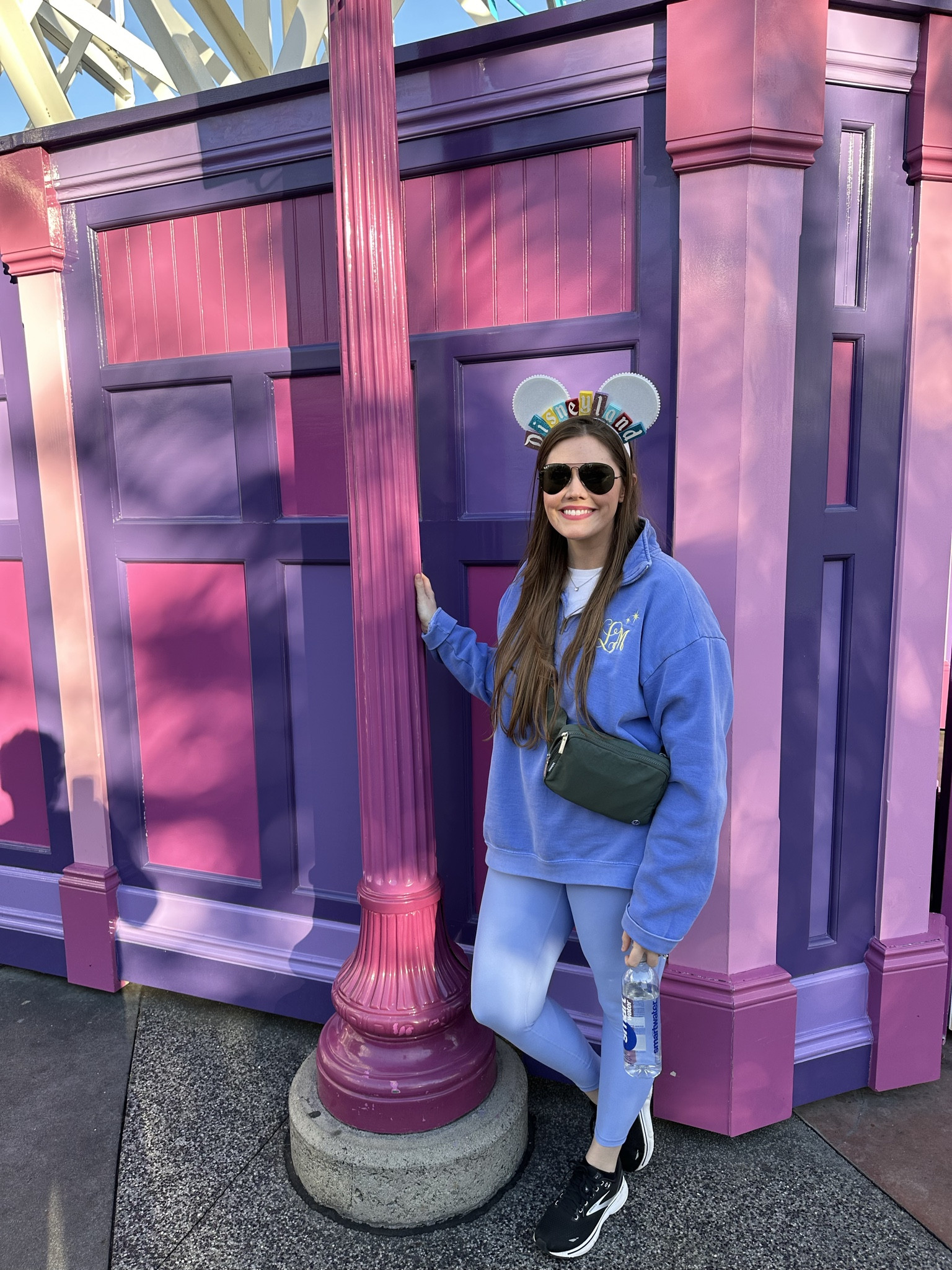 "Chic & Cheerful: Disneyland Outfit Ideas for a Stylish Spring ...