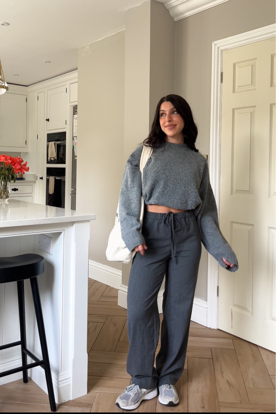 Elegant in Grey: 15 Timeless Outfit Ideas for Effortless Sophistication ...