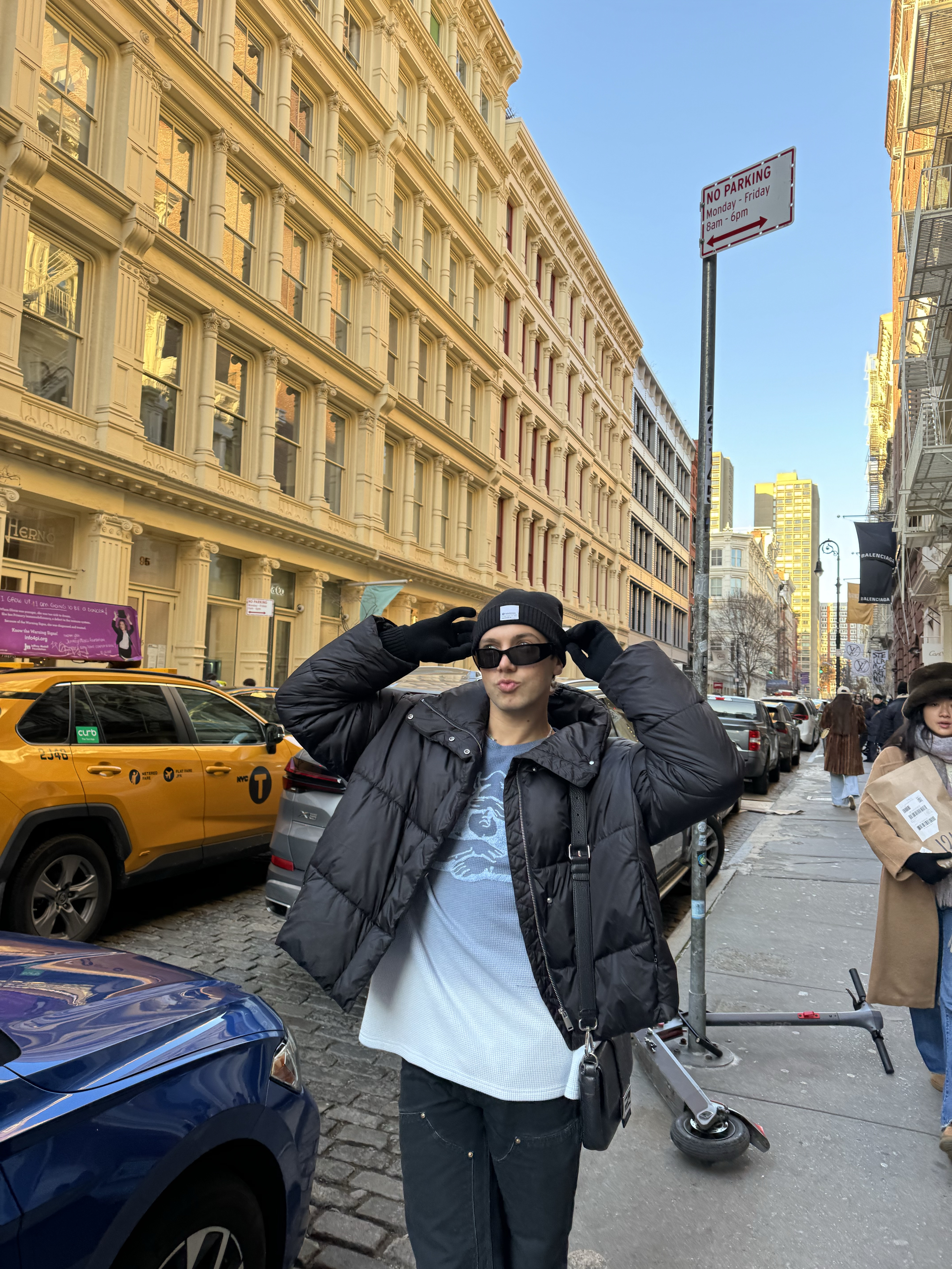 5 It Boy Outfits Perfect for Any Casual Hangout – styledean.com