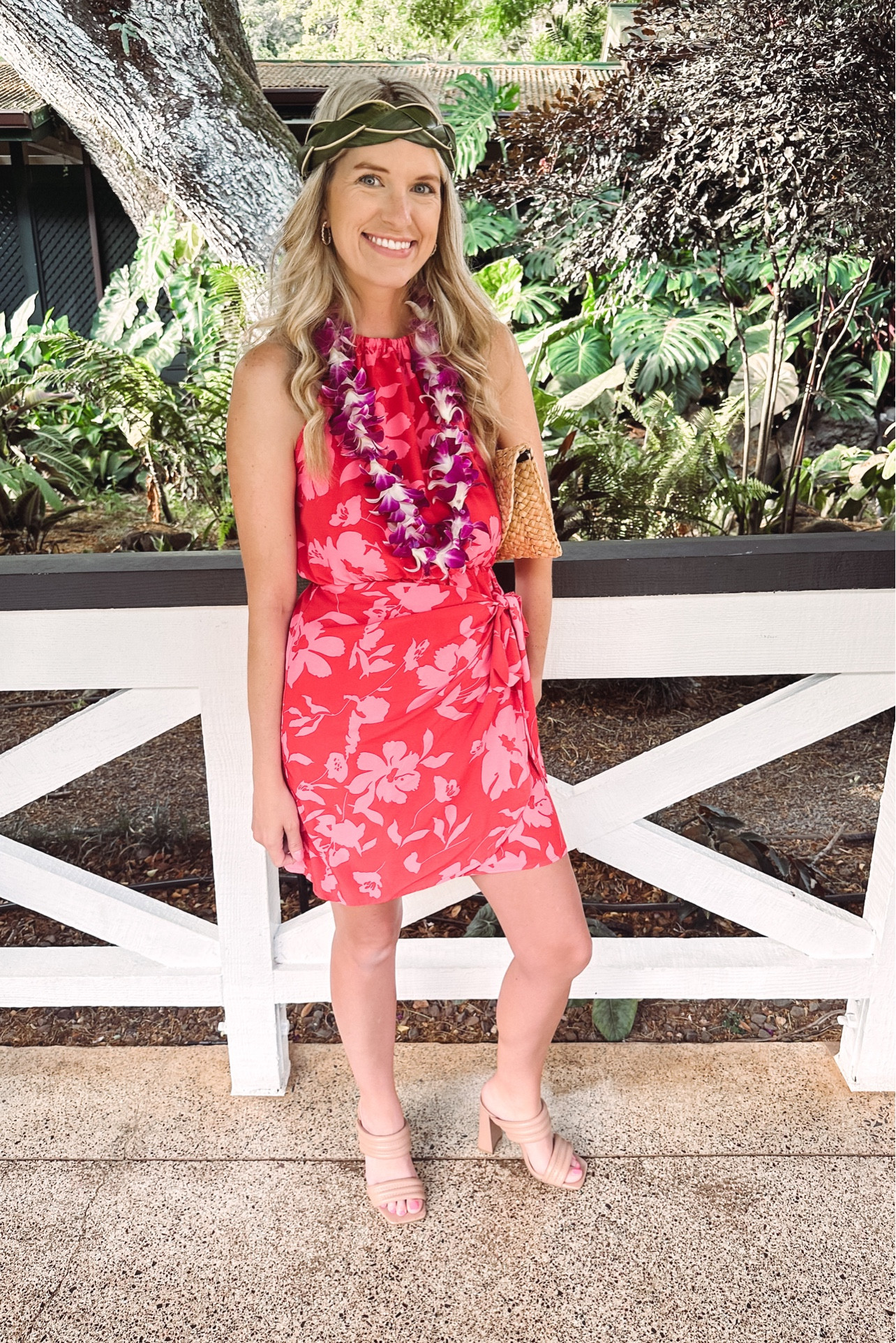 "Top Tropical Luau Outfit Ideas to Make Waves This Season!" - Magic of ...