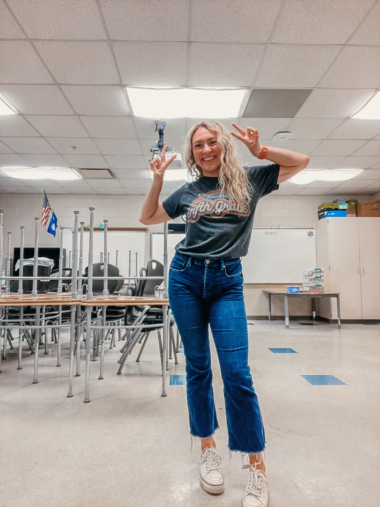 10 Chic and Professional Teacher Outfit Ideas to Elevate Your Classroom ...