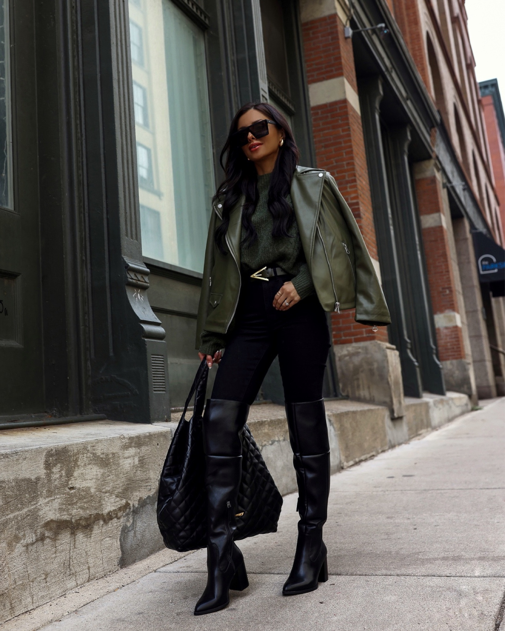 Olive Chic: 15 Earthy Outfit Ideas for Effortless Elegance - Magic of ...