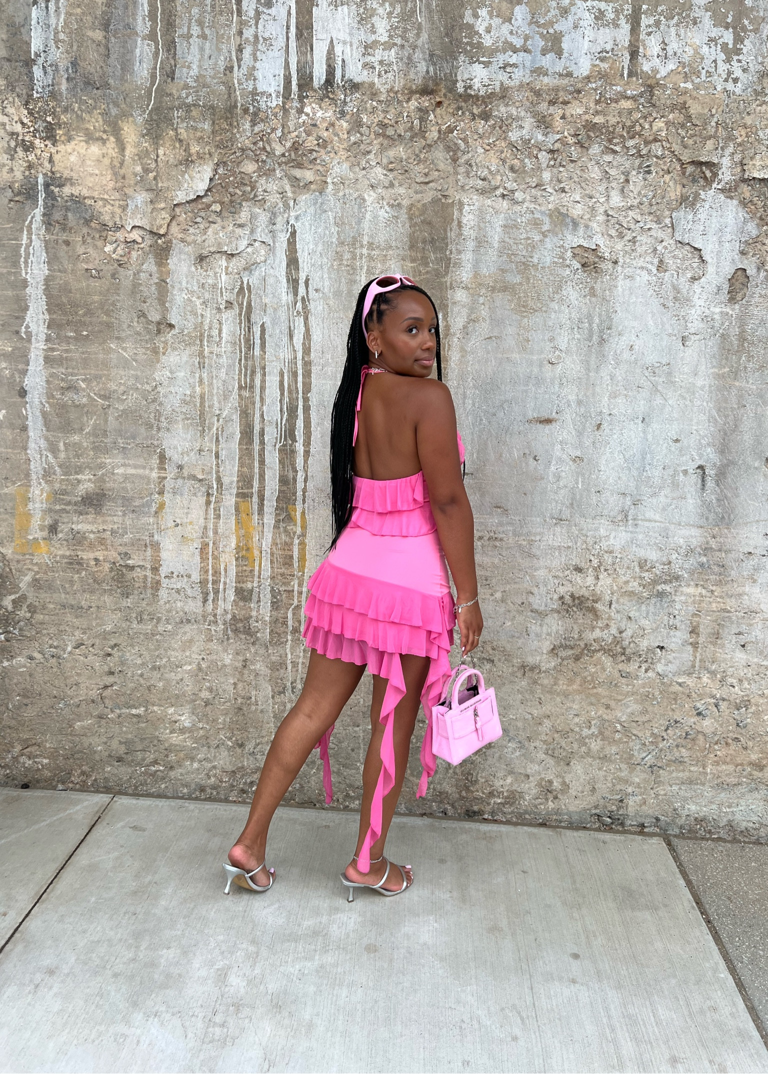 Pretty in Pink: 20 Playful Outfit Ideas for the Modern Romantic - Magic ...