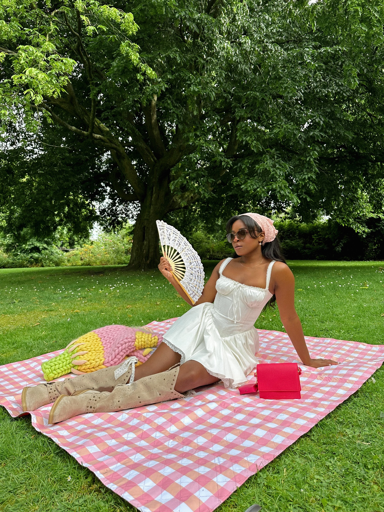 7 Stylish Picnic Outfit Ideas for Black Women - Magic of Clothes