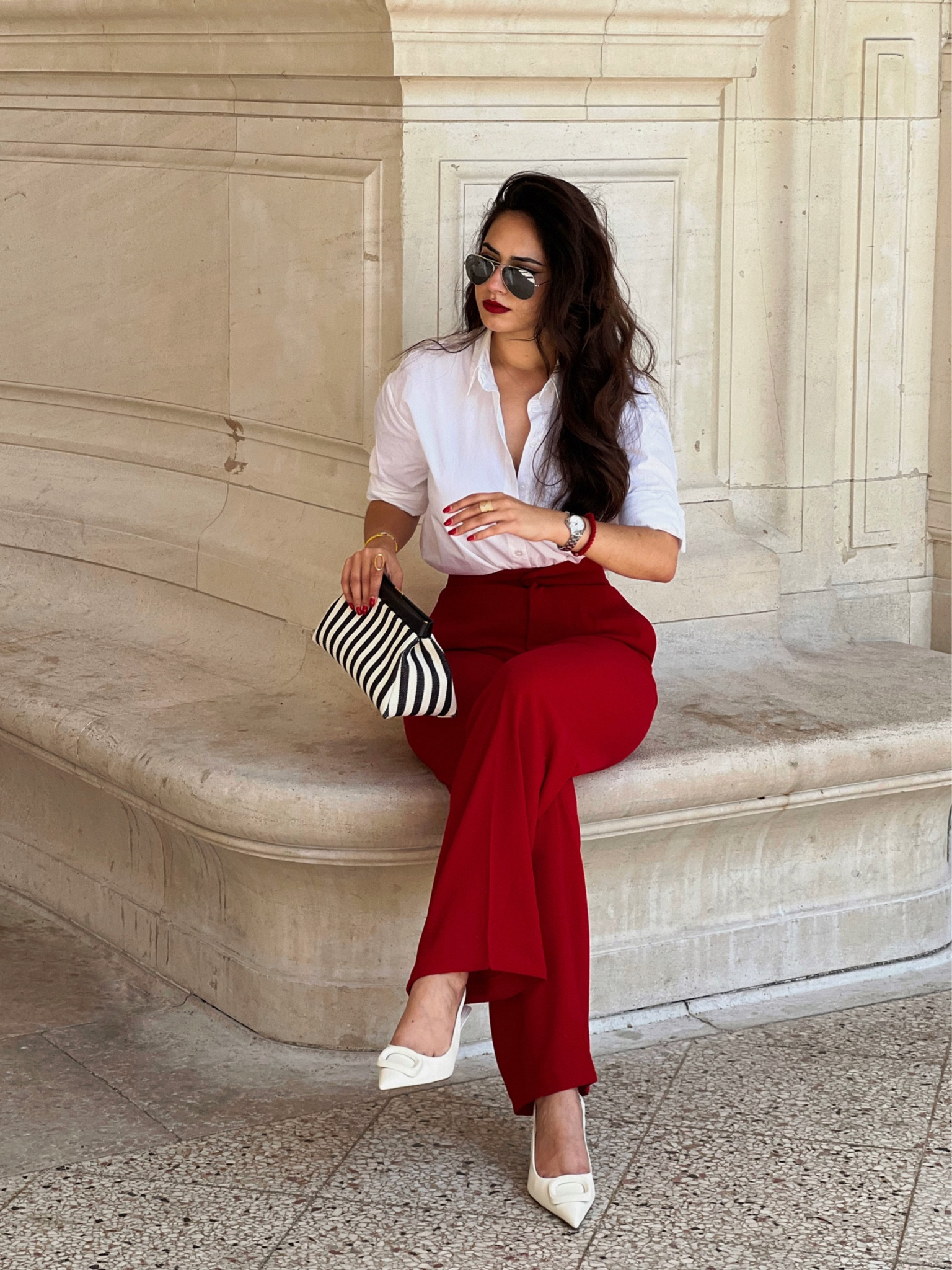 7 Chic and Professional Outfit Ideas for Accountants to Elevate Your ...