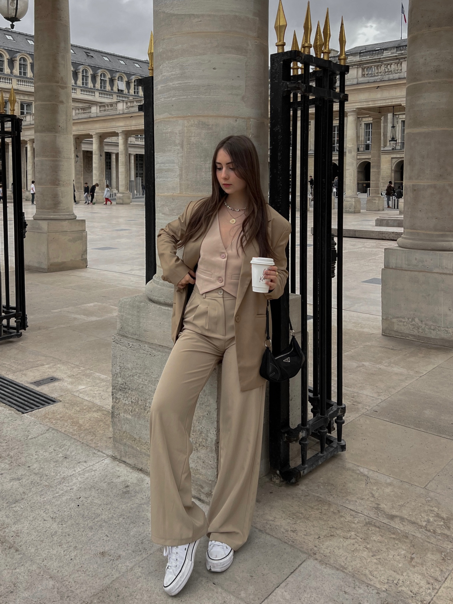 Effortlessly Chic: 18 Neutral Outfit Ideas for Everyday Glam - Magic of ...