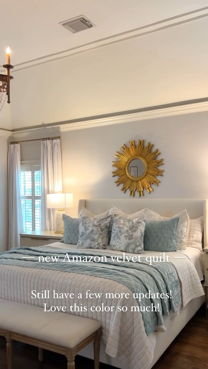 Fredsure Distressed Velvet Quilt … curated on LTK