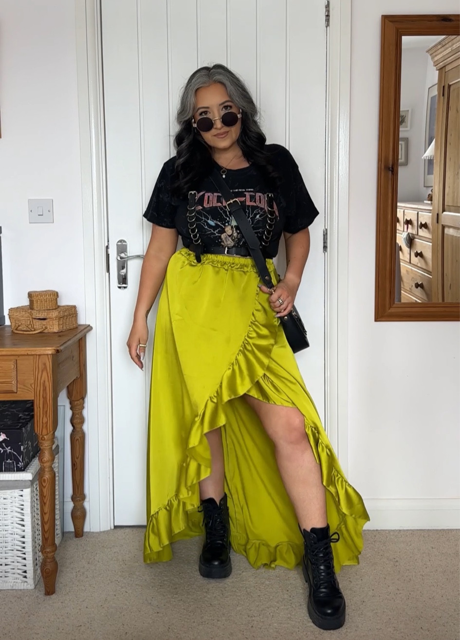 Glow Getter: 10 Electric Neon Outfit Ideas to Make a Statement - Magic ...