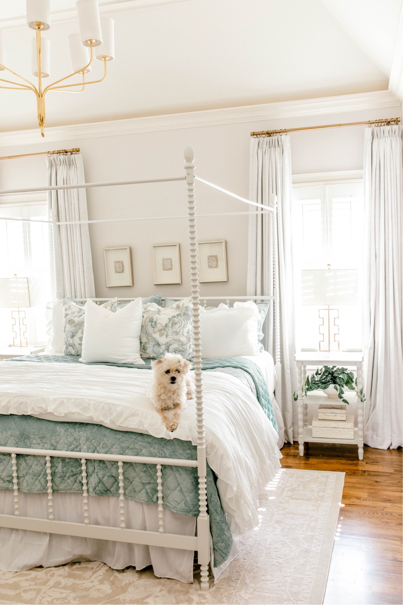 Fredsure Distressed Velvet Quilt … curated on LTK