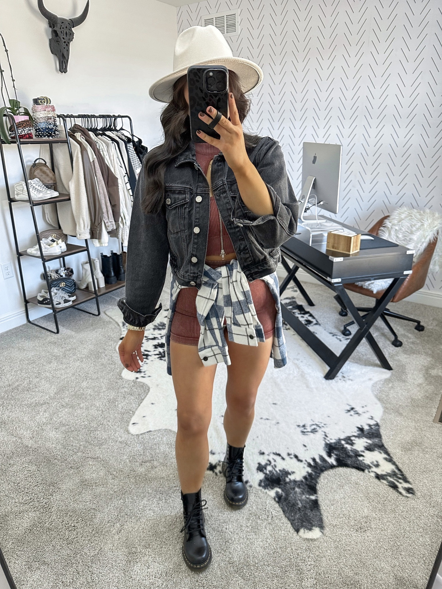 Combat Boots Outfit Ideas: Edgy and Stylish Ways to Wear Your Combat ...