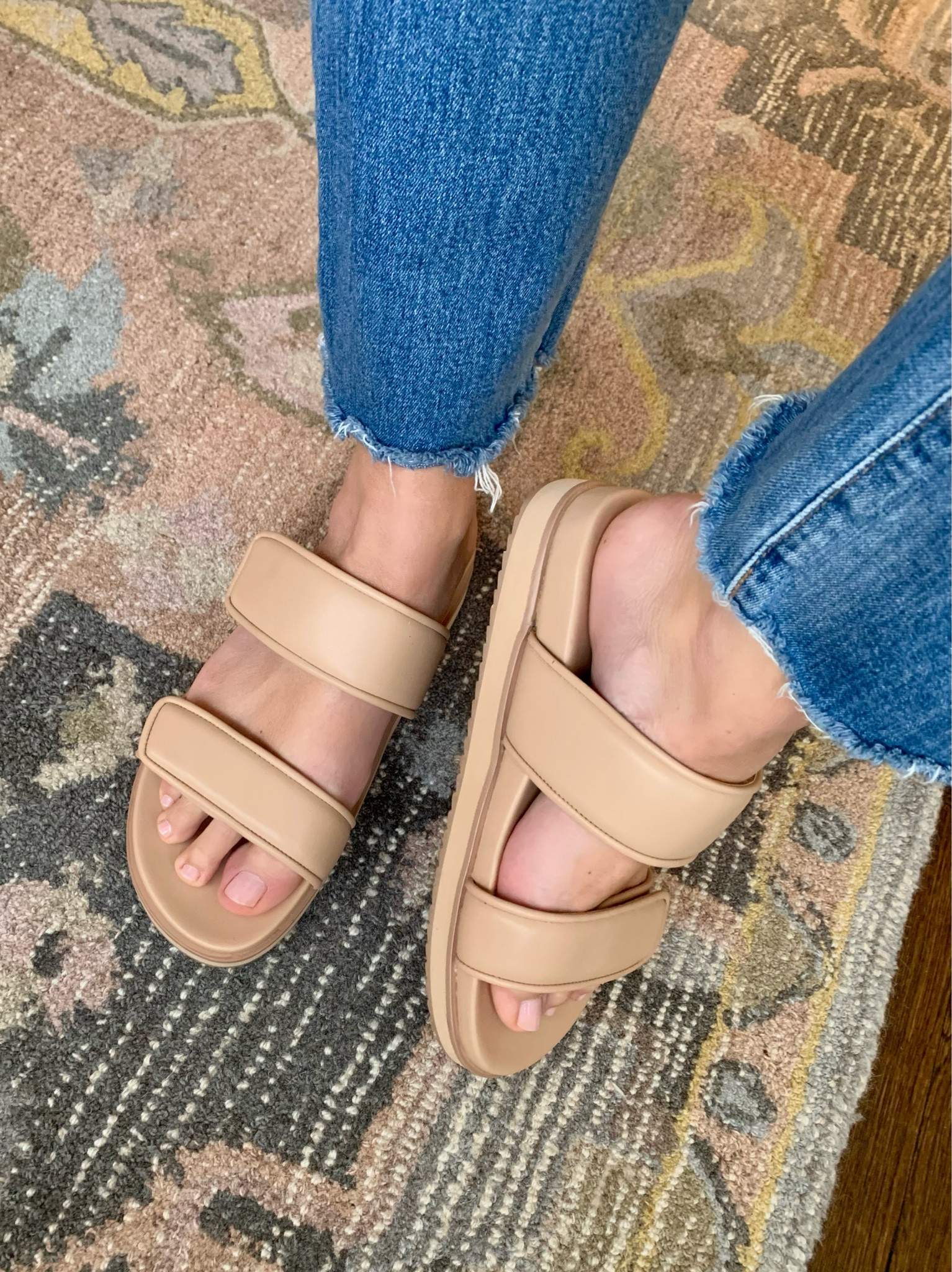 Neutral Sandals For Women