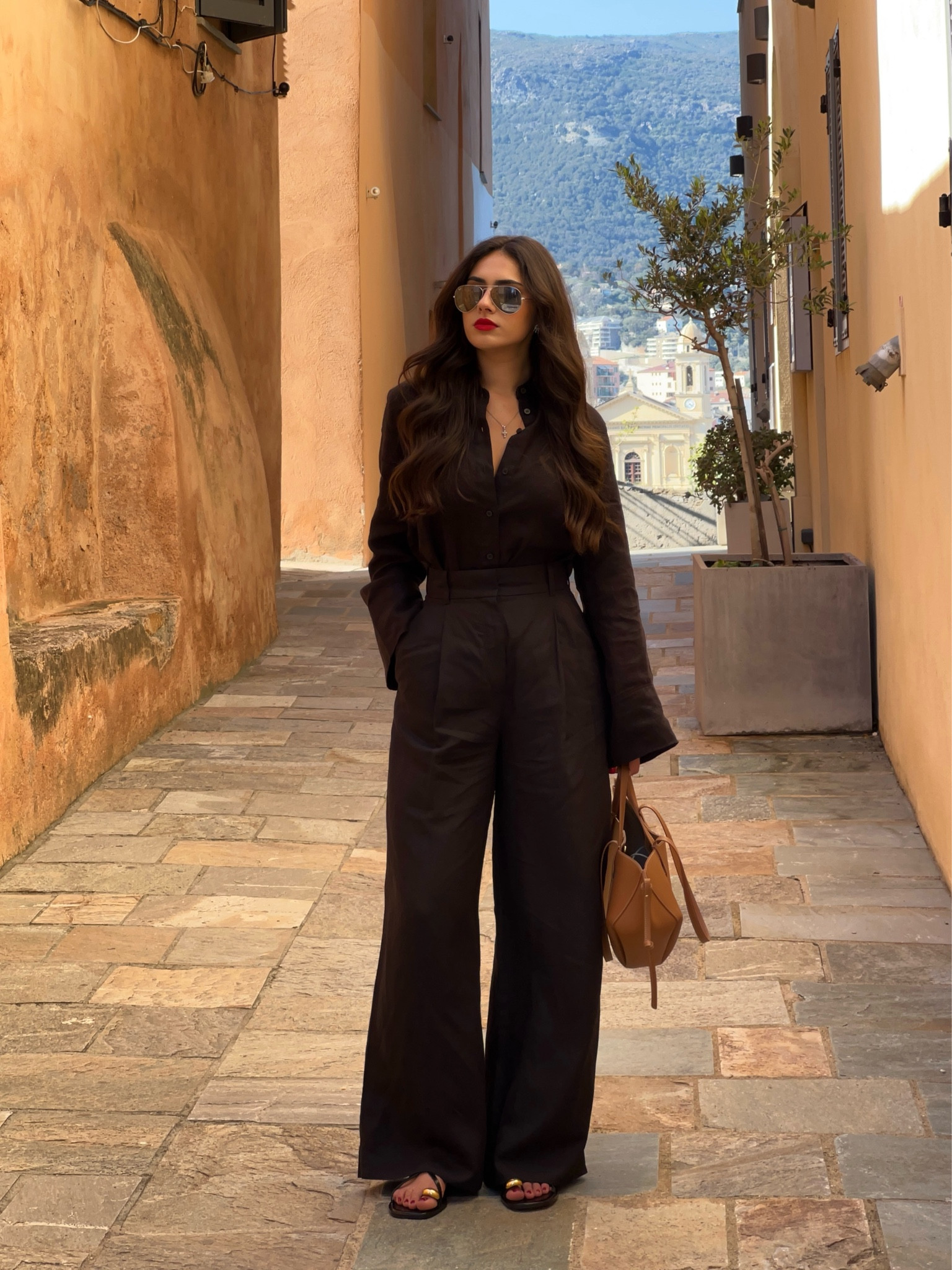 10 Chic and Professional Teacher Outfit Ideas to Elevate Your Classroom ...