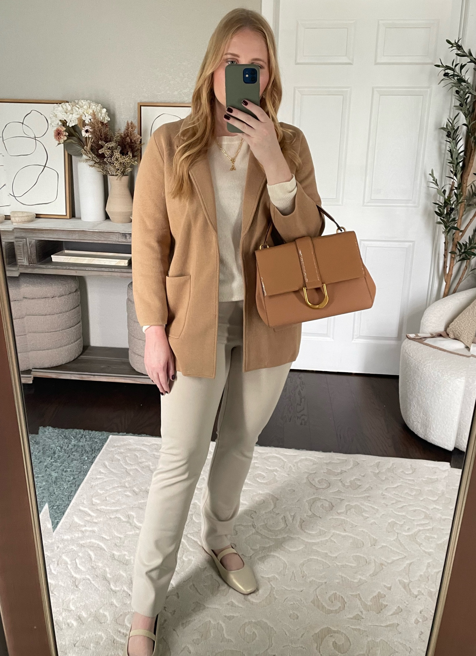 Effortlessly Chic: 18 Neutral Outfit Ideas for Everyday Glam - Magic of ...
