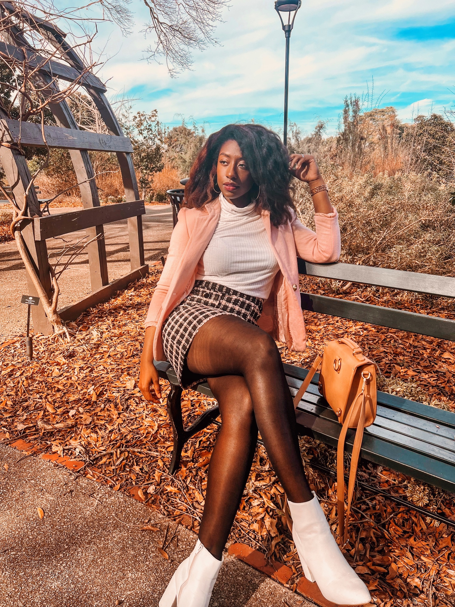 Stockings Outfit Ideas: Elevate Your Look with Stylish Stocking ...