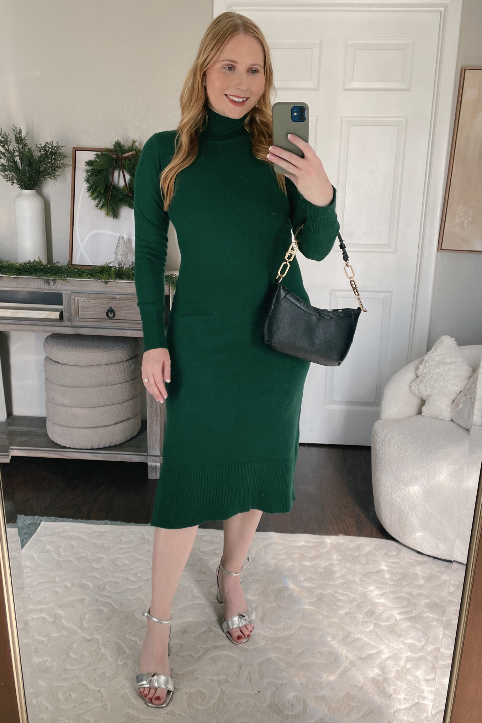 Emerald Enchantment: 10 Luxurious Outfit Ideas for a Touch of Opulence ...