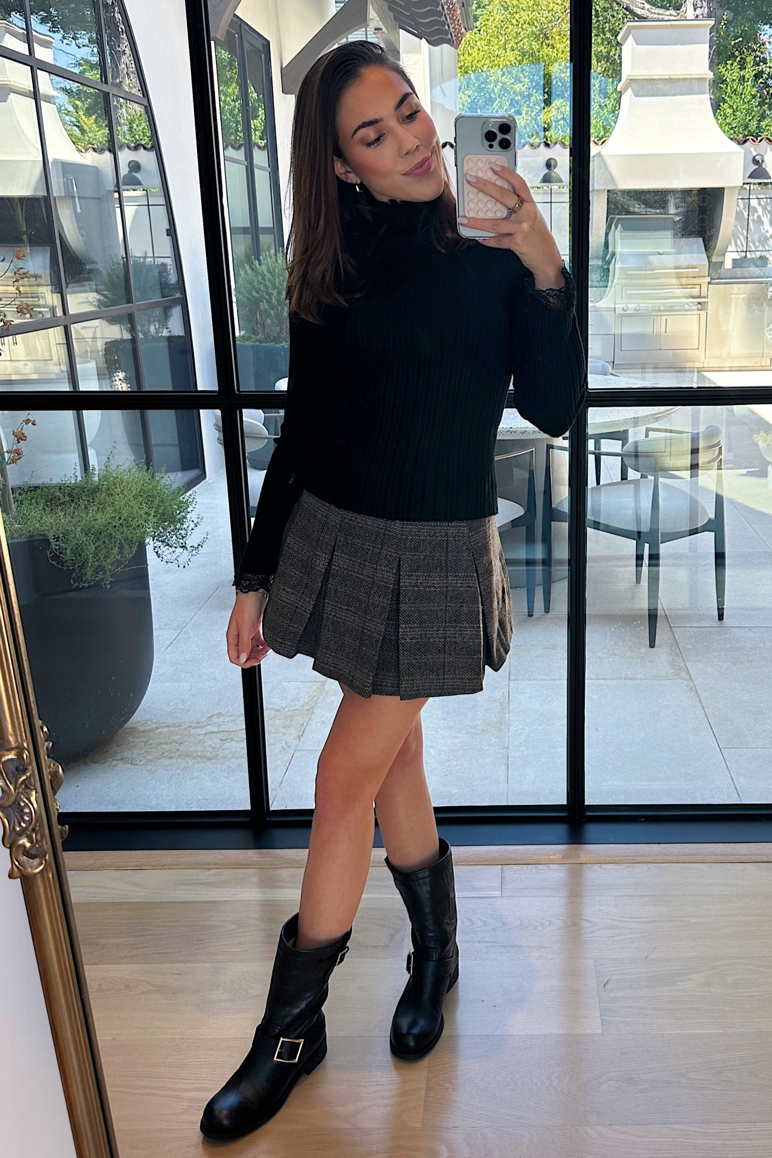 Flirty and Fun: Mini Skirt and Boots Outfit Ideas to Try Now - Magic of ...