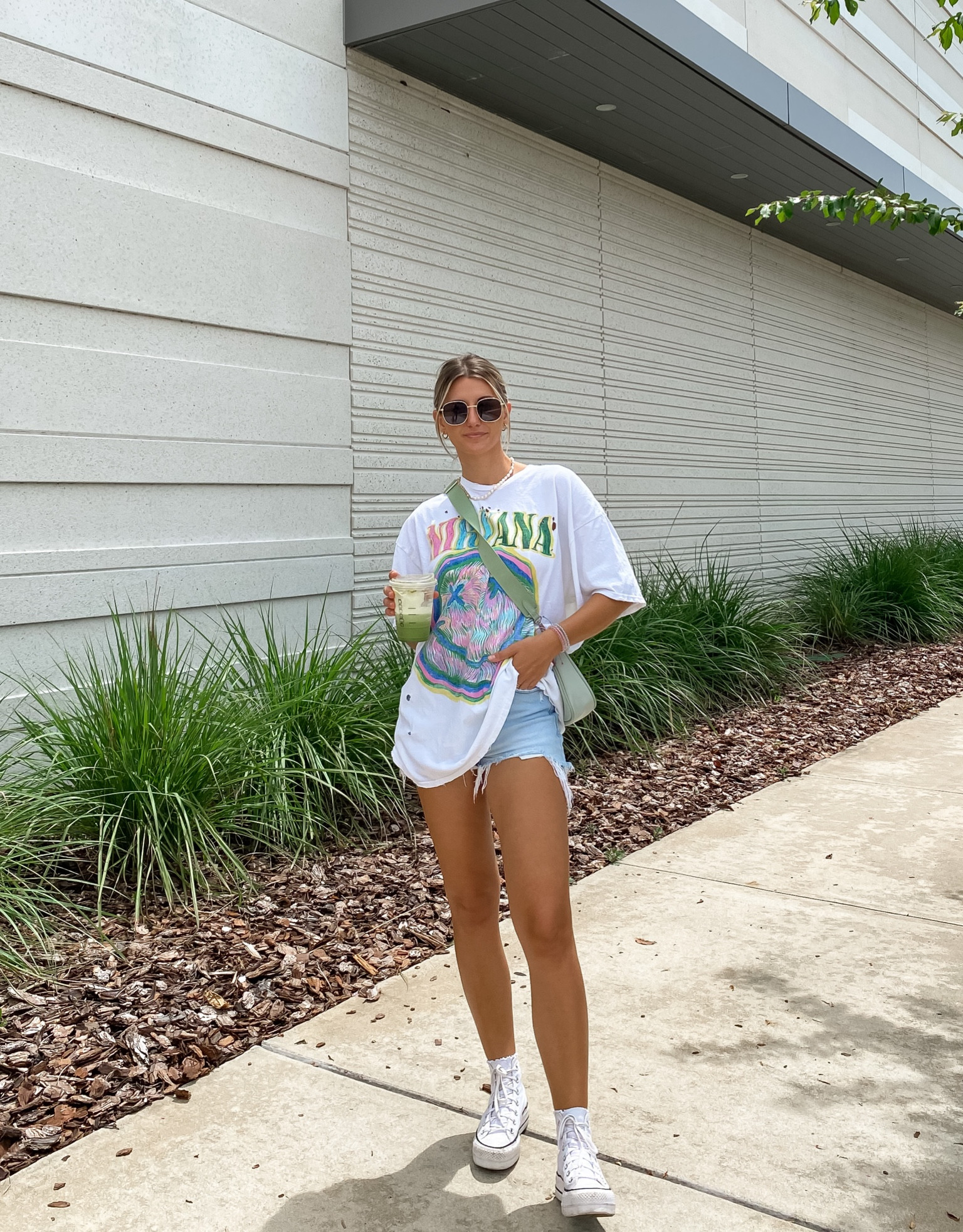 5 Platform Converse Outfits to Elevate Your Style - Magic of Clothes