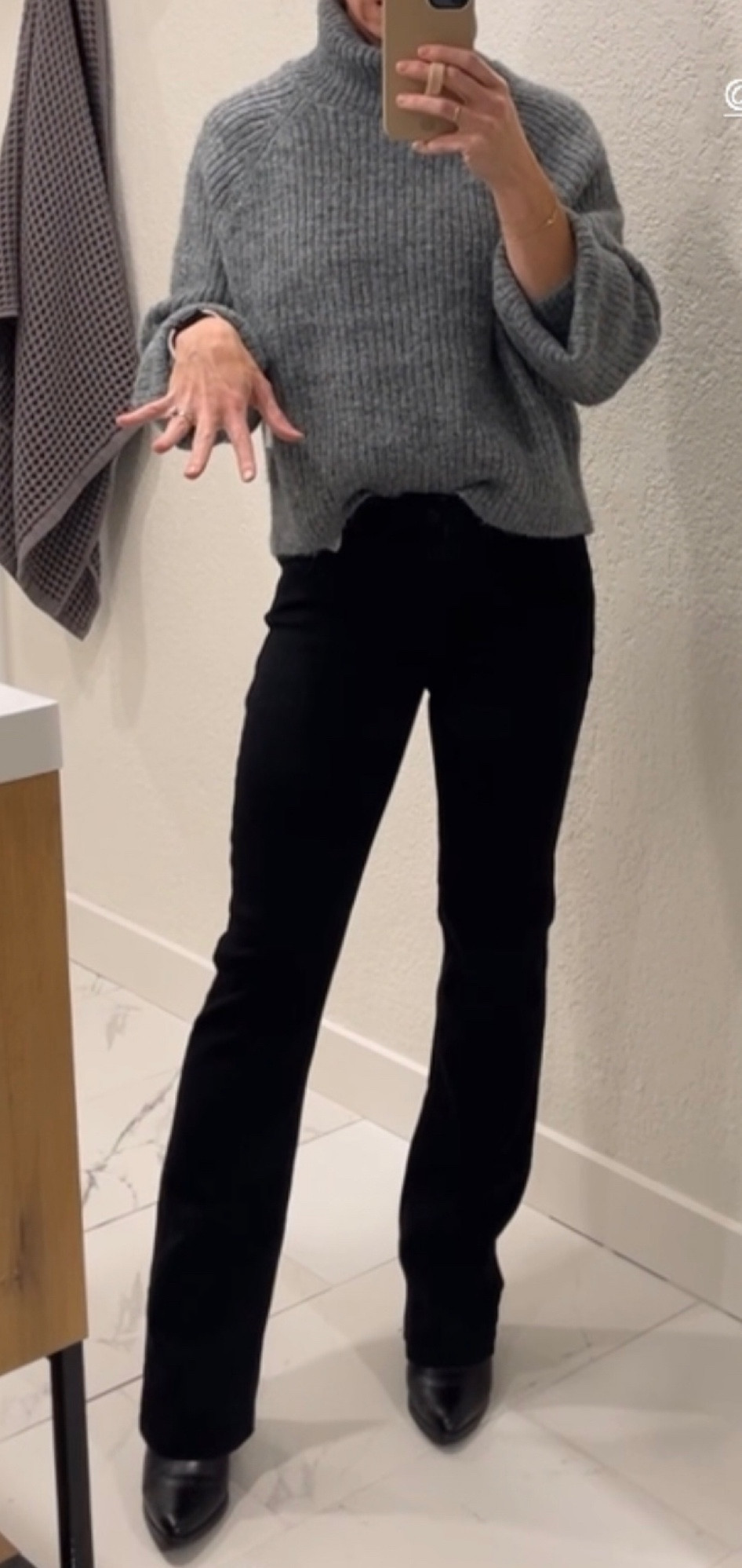 Mid-Rise Wow Boot-Cut Jeans for … curated on LTK