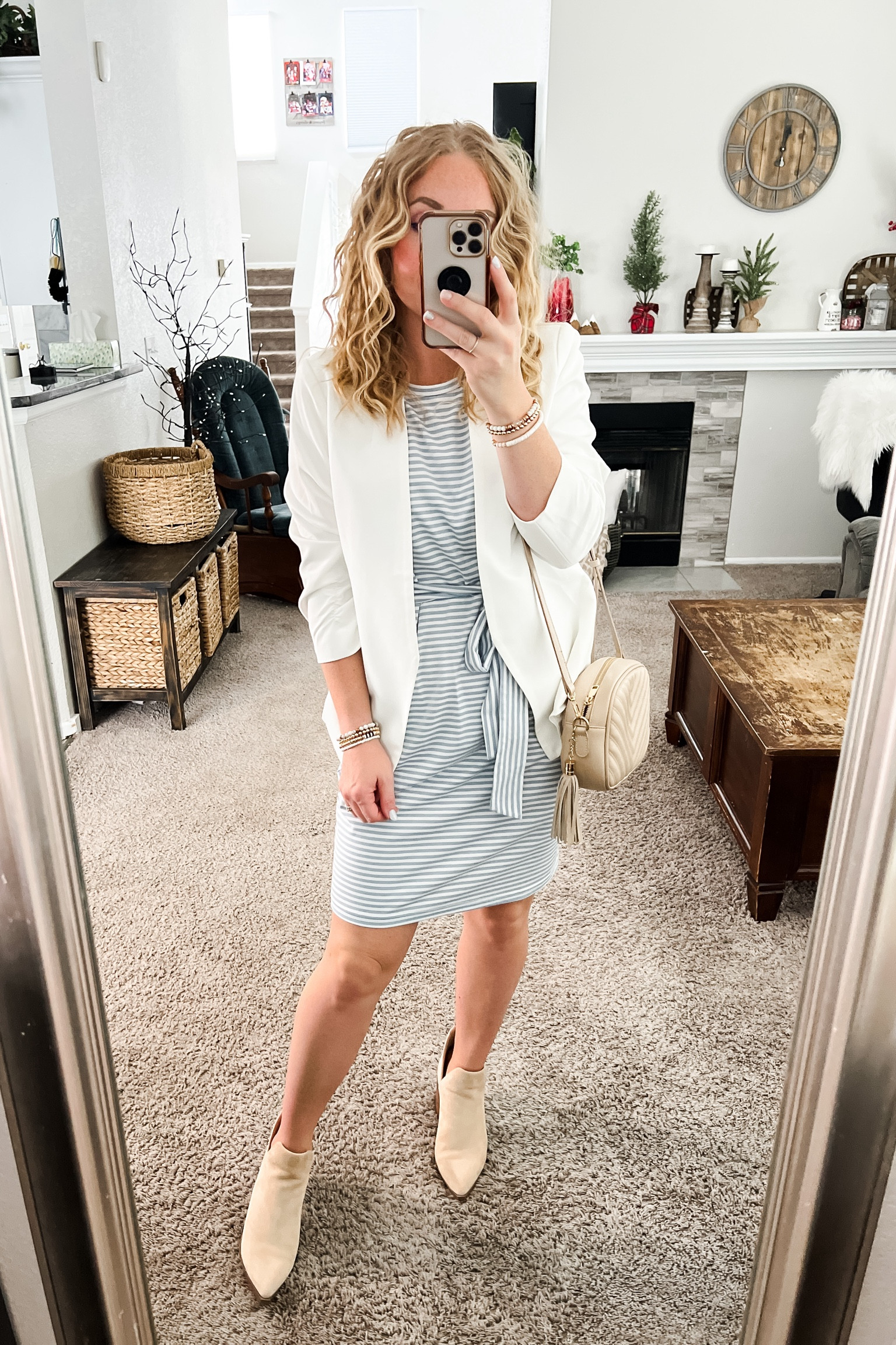 Cozy Chic: 10 Cardigan Dress Outfit Ideas You’ll Love – Magic of Clothes