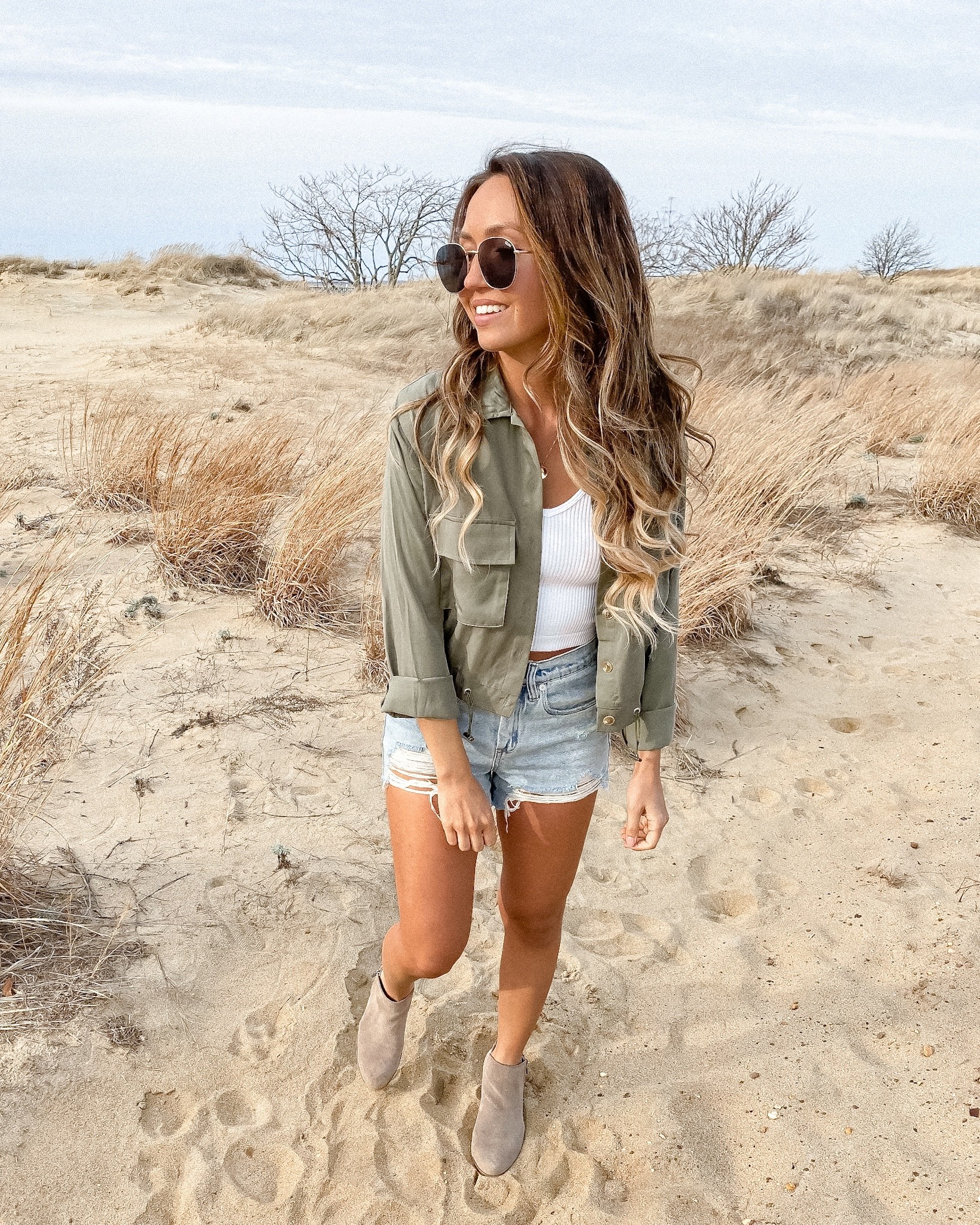 Olive Chic: 15 Earthy Outfit Ideas for Effortless Elegance - Magic of ...