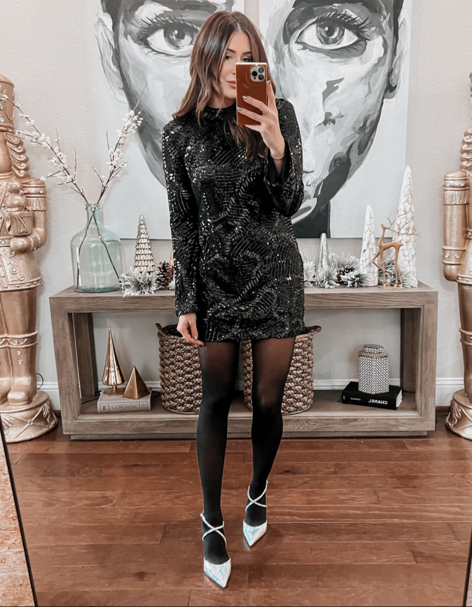 Stockings Outfit Ideas: Elevate Your Look with Stylish Stocking ...