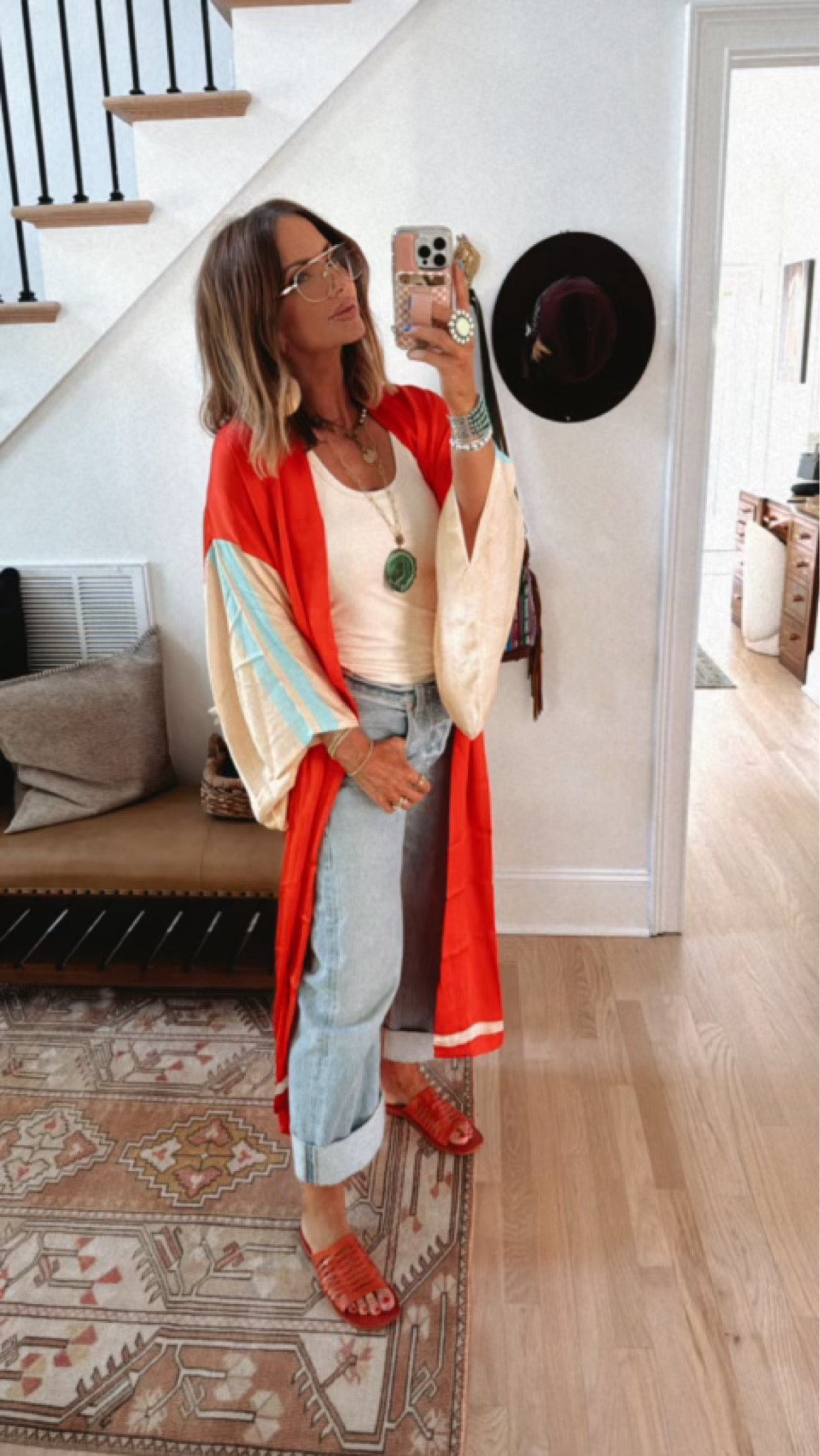 7 Stylish Kimono Outfit Ideas to Elevate Your Wardrobe - Magic of Clothes