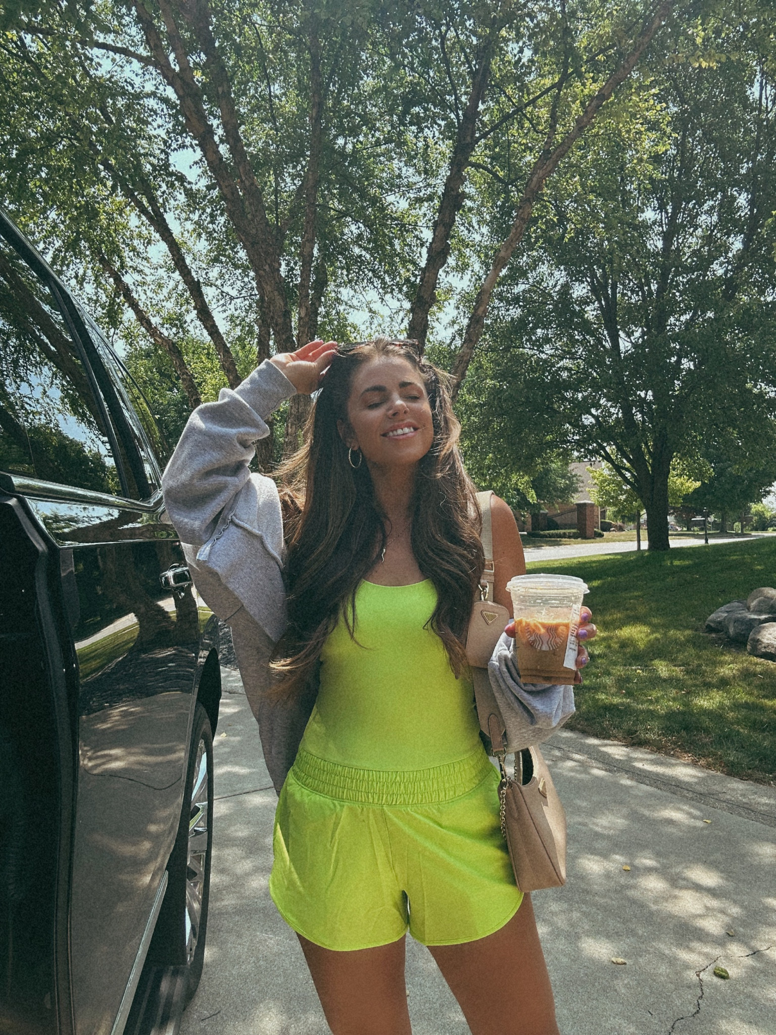 Glow Getter: 10 Electric Neon Outfit Ideas to Make a Statement - Magic ...
