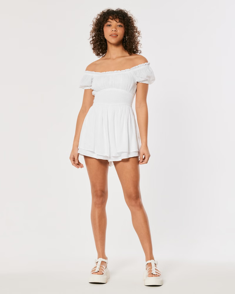 "Jet-Set Style: Effortlessly Chic Travel-Friendly Outfits" - Magic of ...