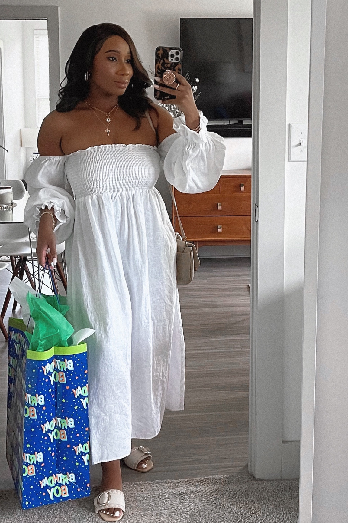 "10 Stunning Night Out Outfit Ideas for Black Women" - Magic of Clothes