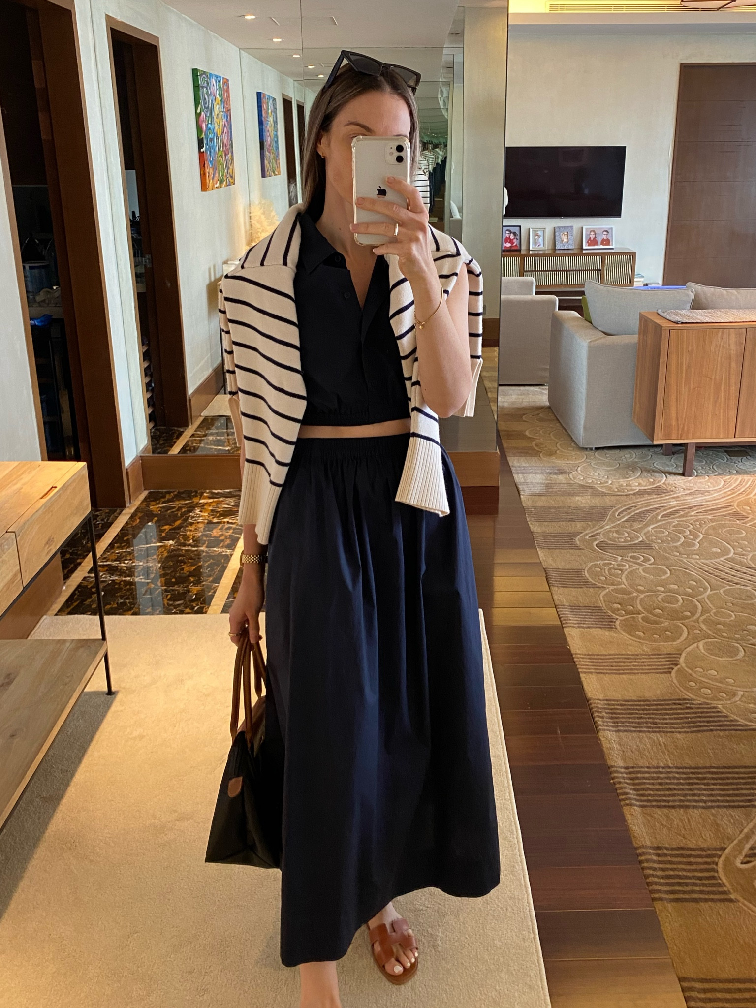 Navigate Navy Blue: 15 Sophisticated Outfit Ideas for All Seasons ...